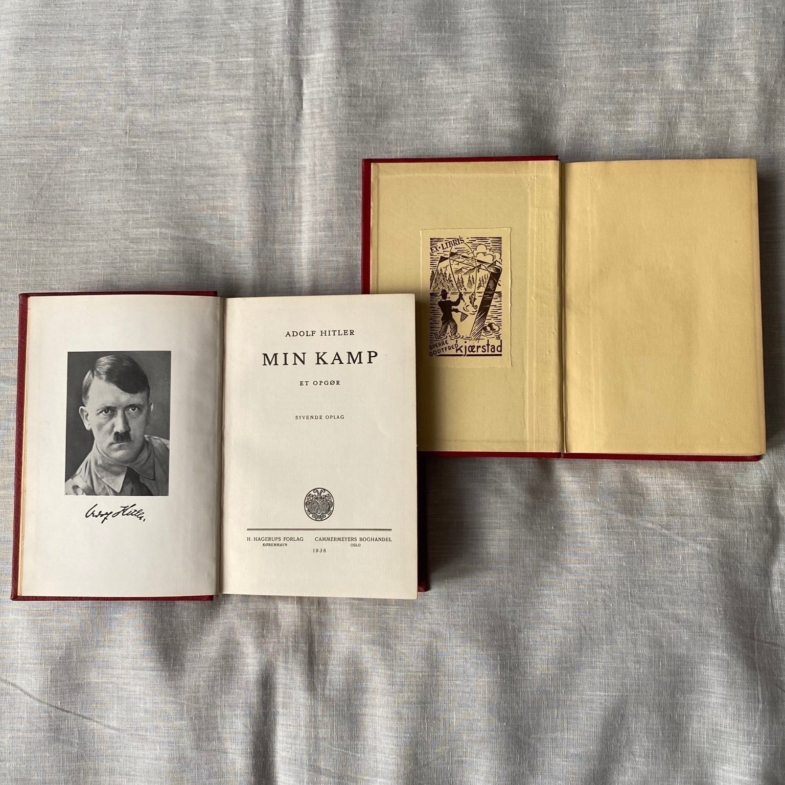 RED half leather edition of Mein Kampf, A. Hitl.. | Köp på Tradera ...