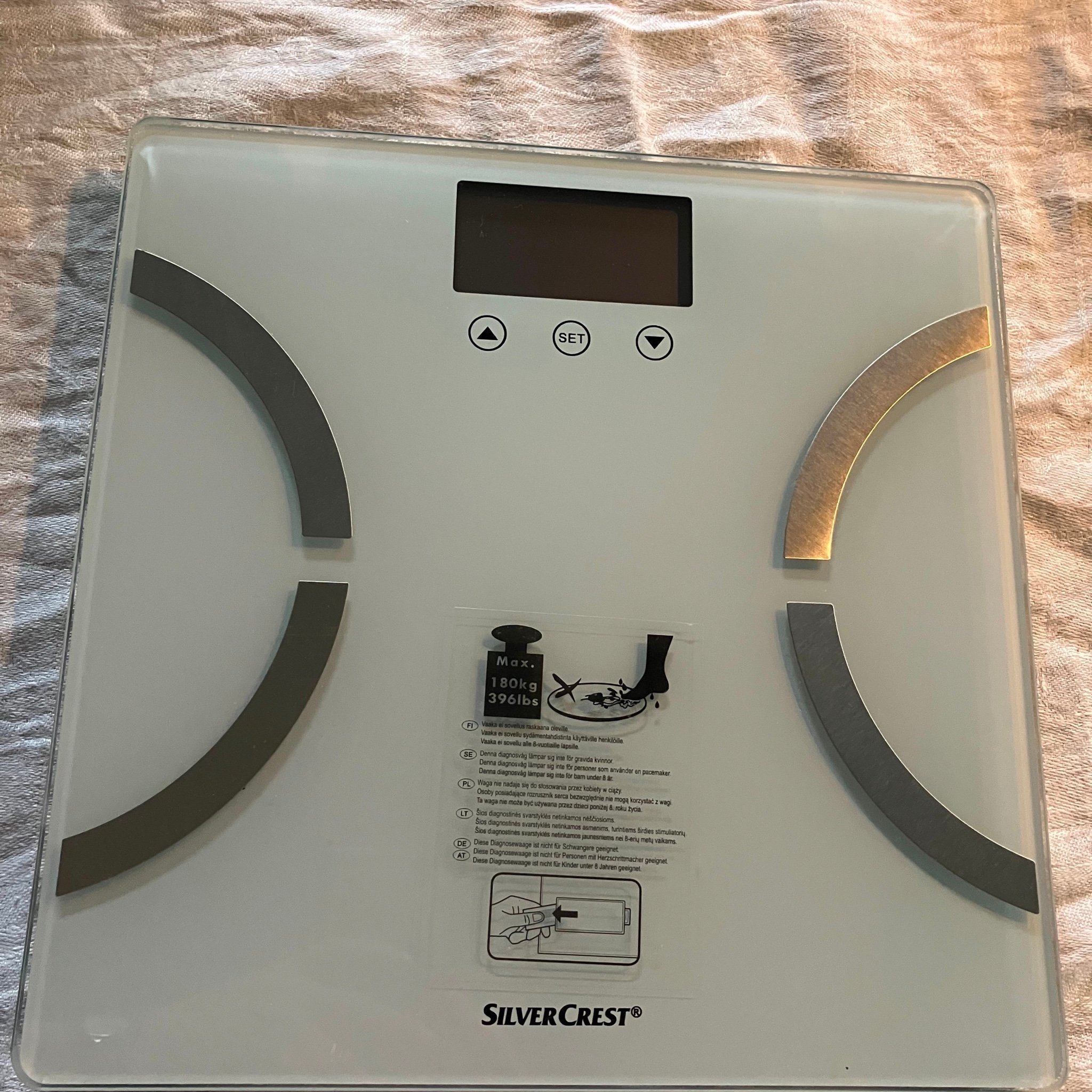 Silver Crest person våg modell SPWD 180 H1 | Köp på Tradera (709807145)