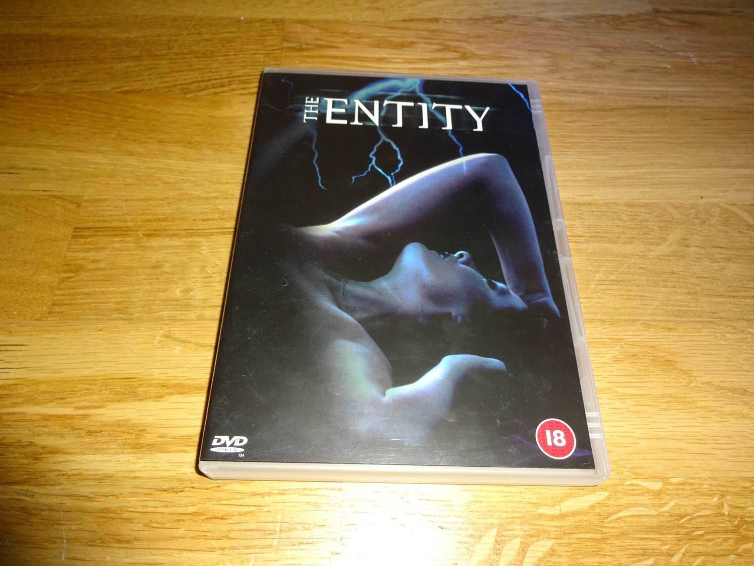 DVD-film: The entity (B.. | Köp från FilmgruppenSverige på Tradera ...
