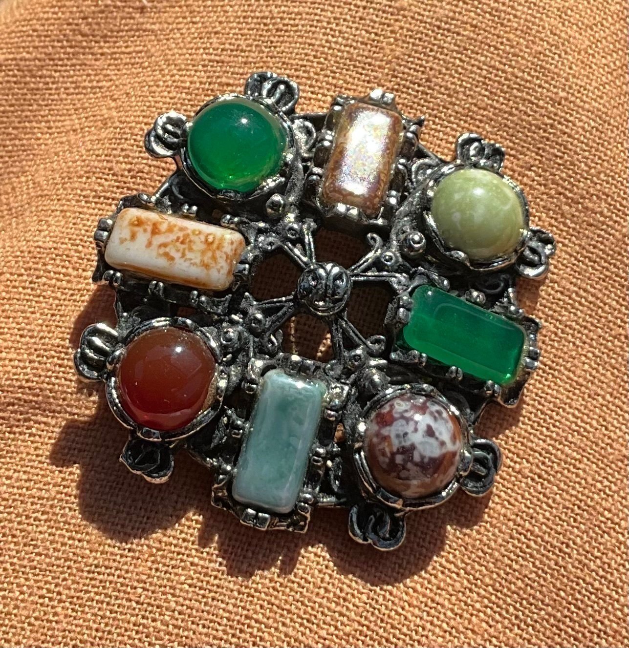 Vintage Brosch 1960 - 1970 tal, keltisk modell,.. | Köp på Tradera ...