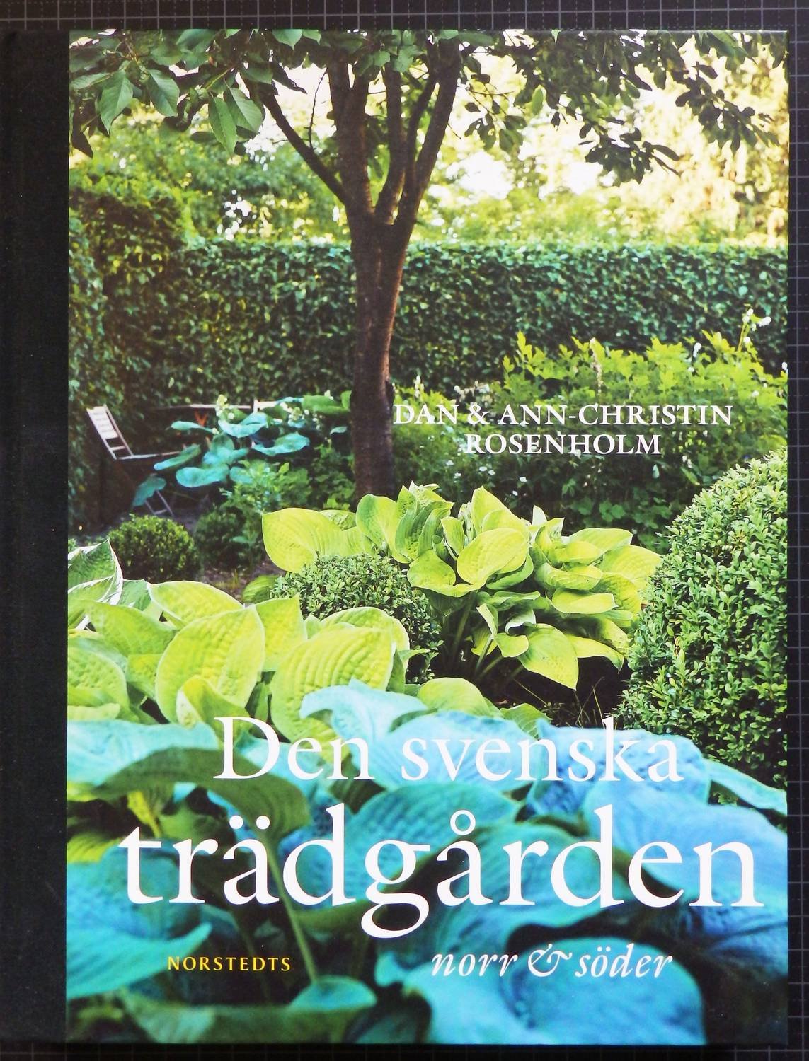 Bok: Den svenska trädgården,.. | Köp från bortbytingen@ på Tradera ...