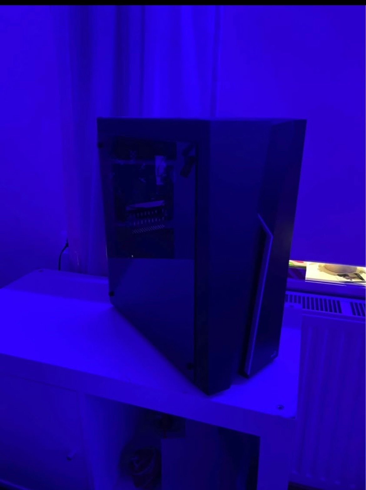 Se produkter som liknar Gaming dator på Tradera (702019798)