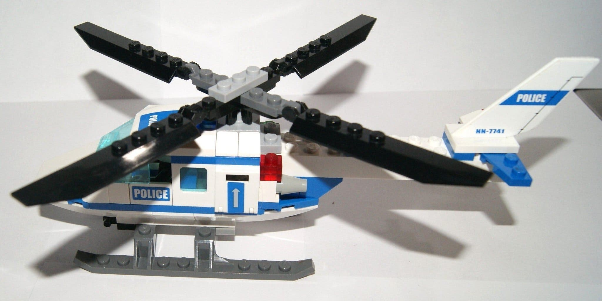 Se produkter som liknar LEGO CITY POLIS HELIKOPTER på Tradera (717620291)