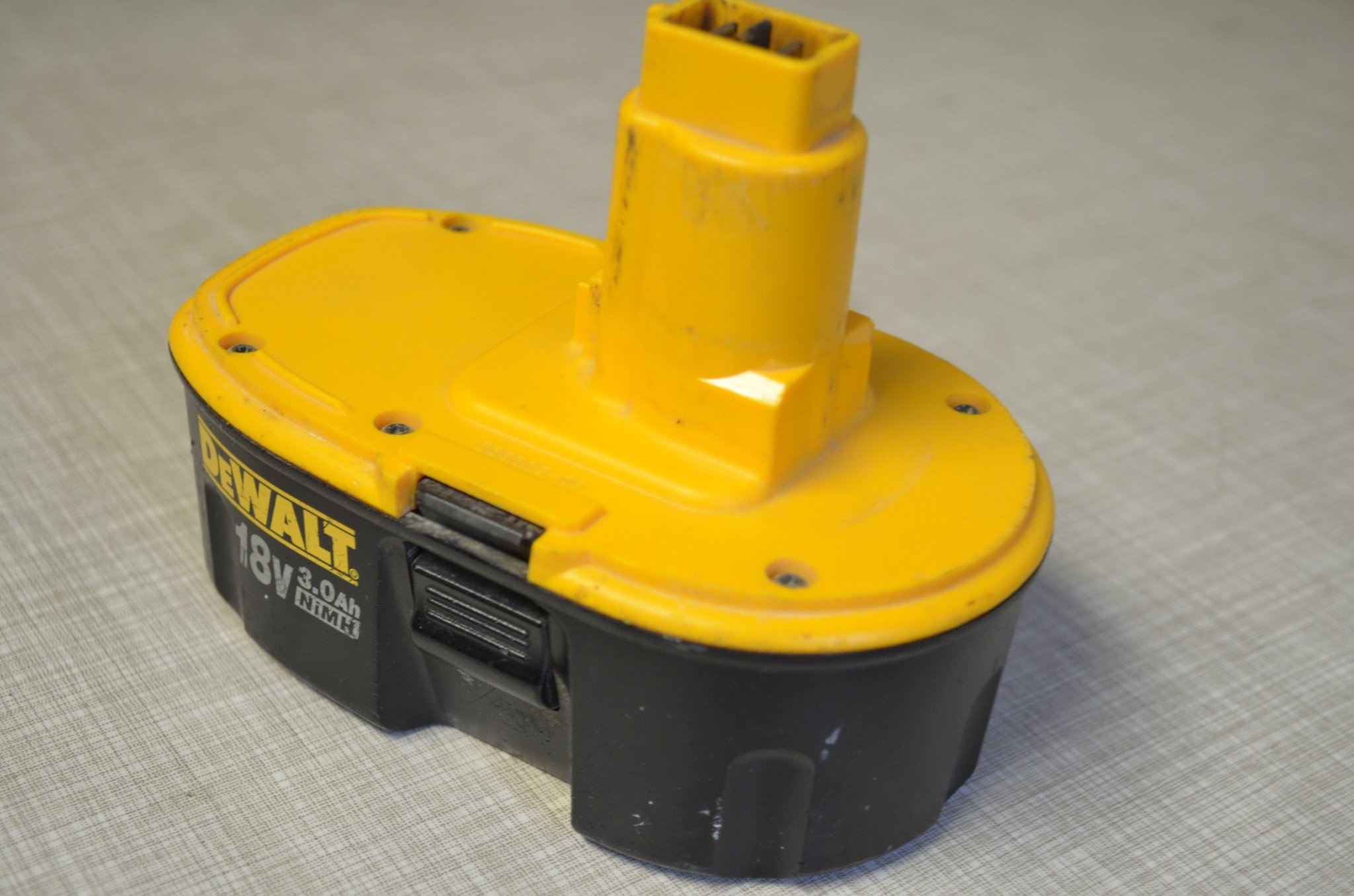 DeWALT batteri 18V (420211673) ᐈ Köp på Tradera
