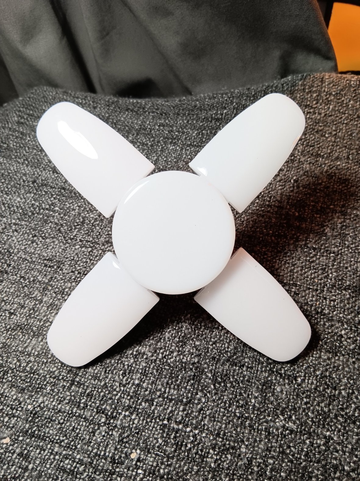 NY MINI Fan Blade LED BULB | Köp på Tradera (715476875)