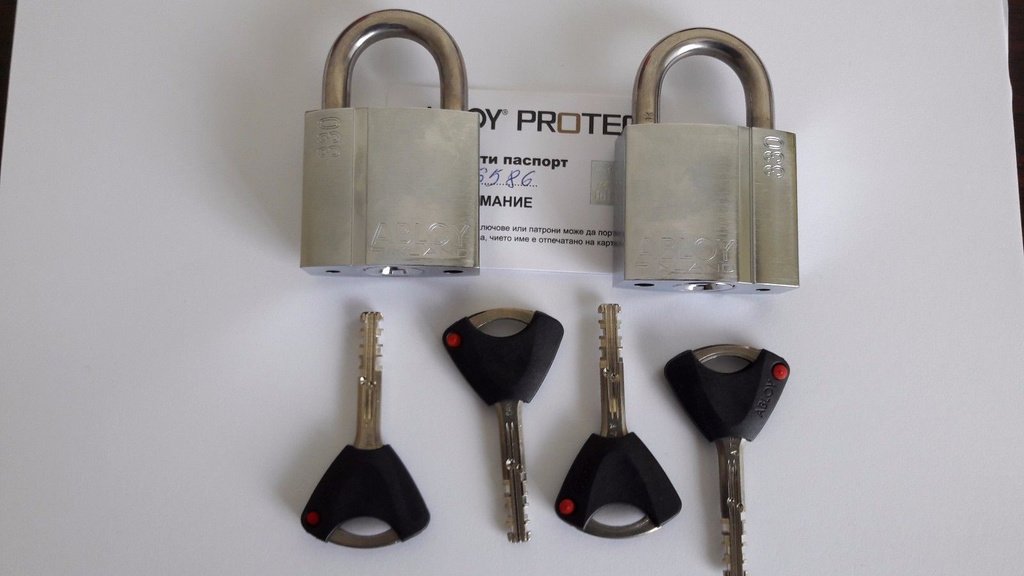 Hänglås/2 X ABLOY PL330/25 N PROTEC /Keyed Alik.. | Köp på Tradera ...