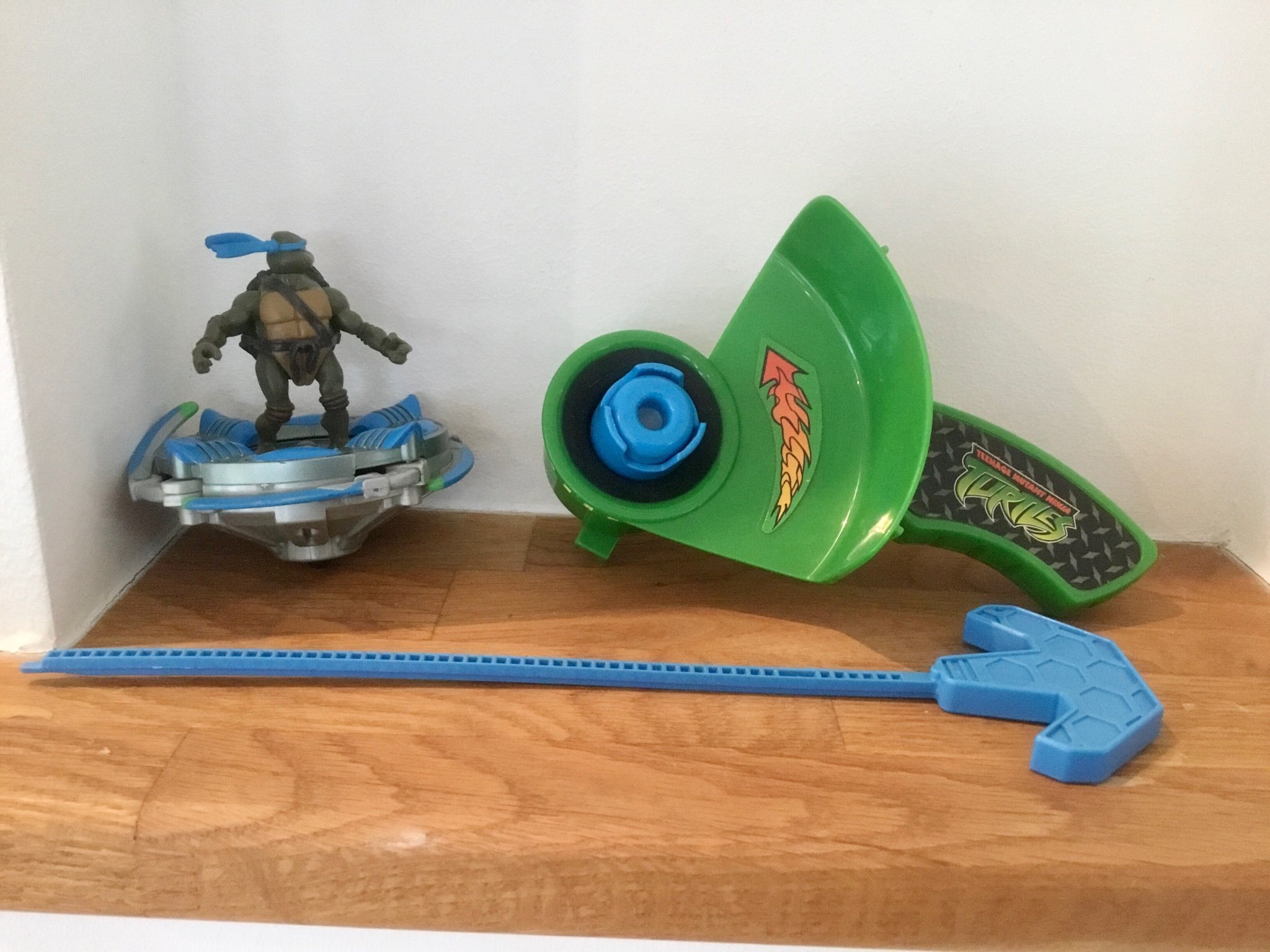 Beyblade Turtles Leonardo från 2004 | Köp på Tradera (521259294)