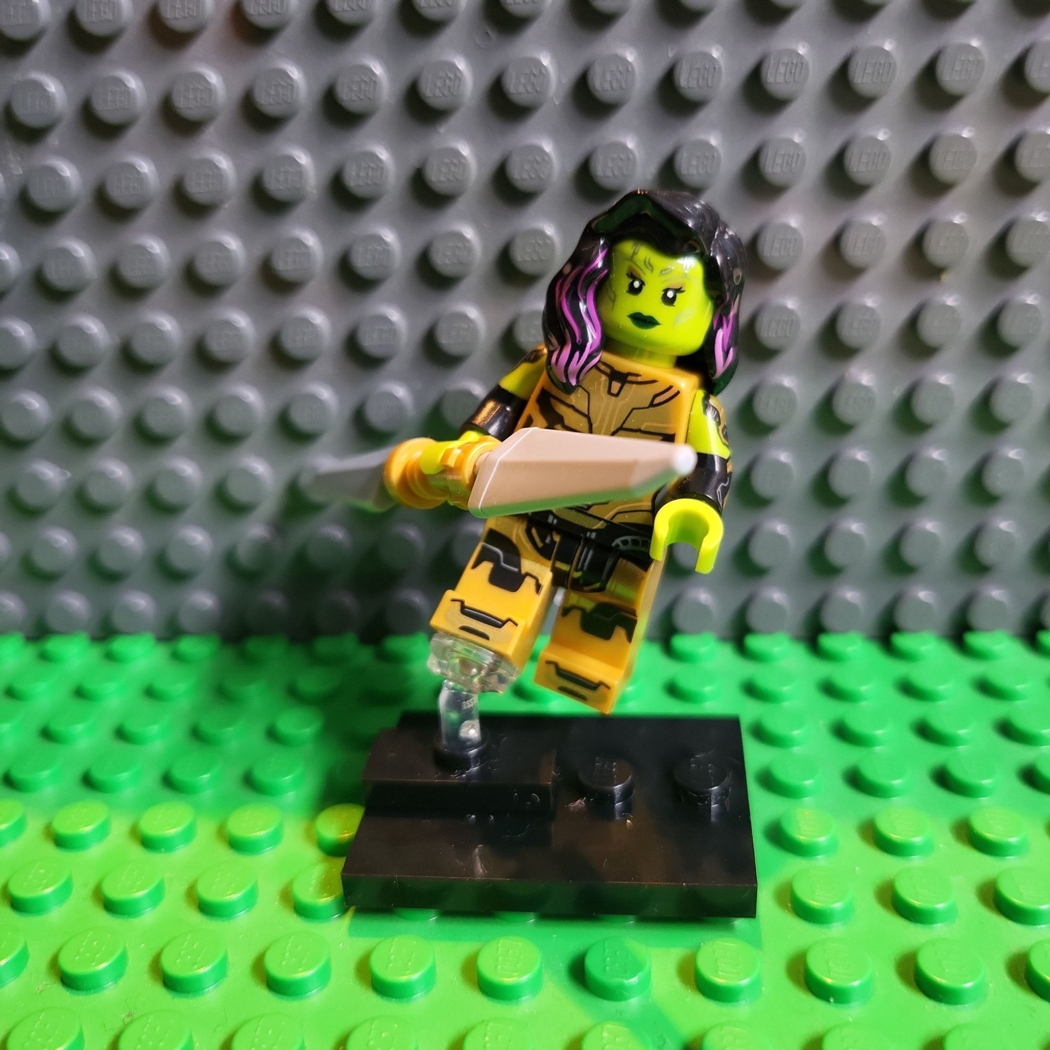 Se produkter som liknar Lego Marvel Gamora Thanos Blade på Tradera ...