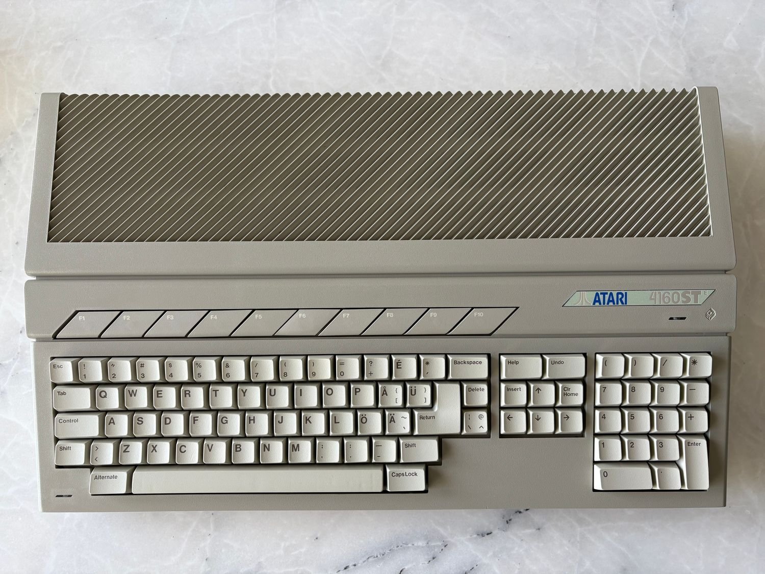 Se produkter som liknar Atari STE / 4MB RAM / TOS 2.0.. på Tradera ...