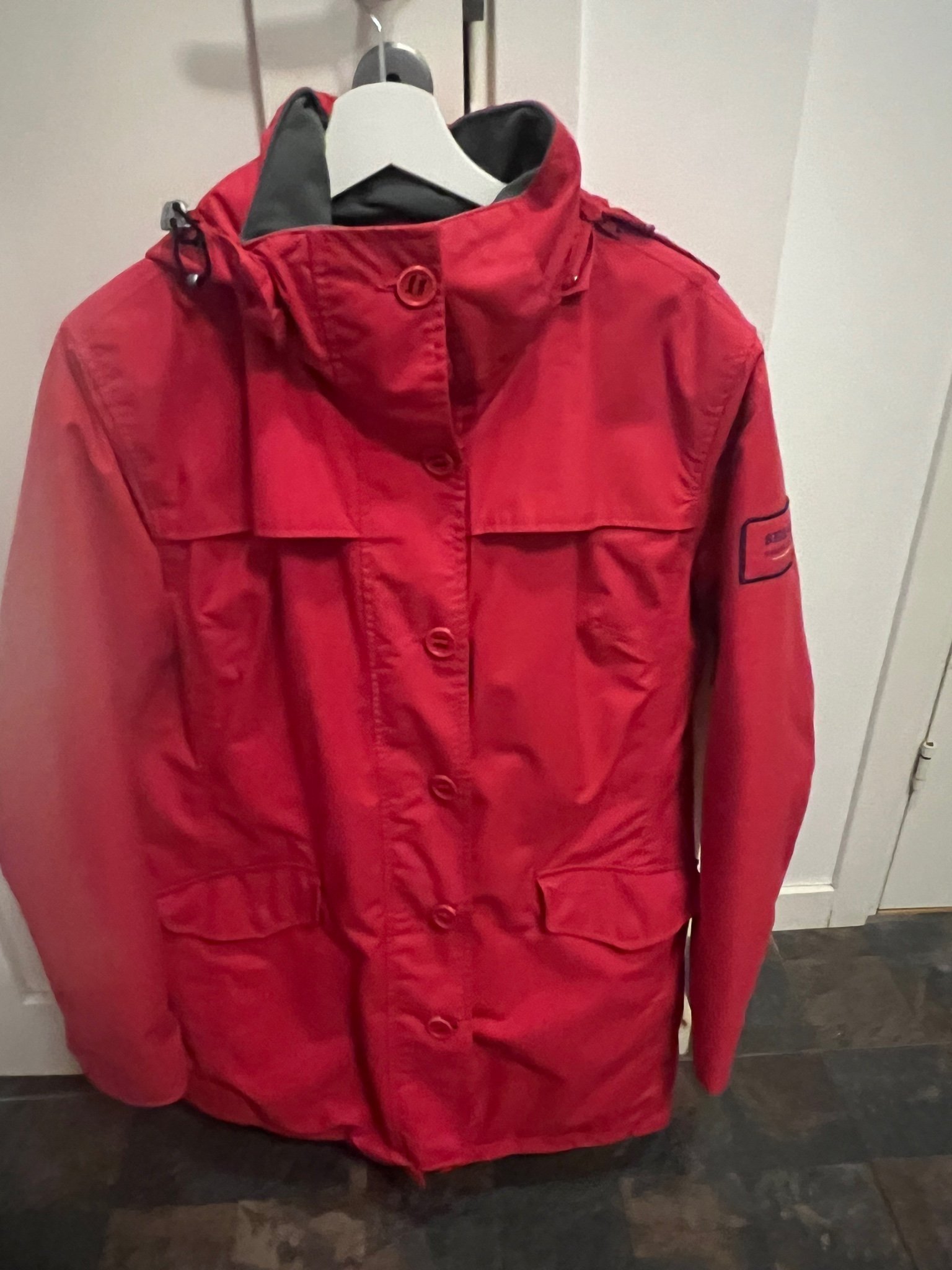 Sebago röd jacka, storlek L | Köp på Tradera (708245487)