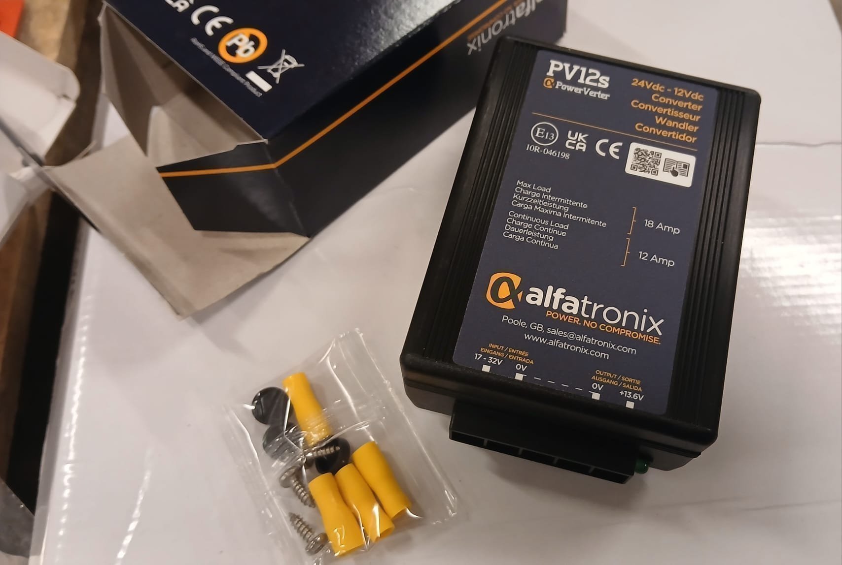 Alfatronix PV12s 24Vdc till 12Vdc Converter | Köp på Tradera (734429024)