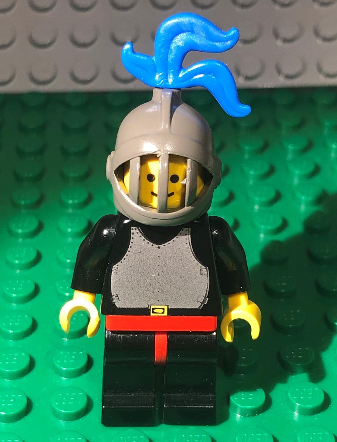 LEGO figur pirat castle riddare Breastplate cas.. | Köp på Tradera ...