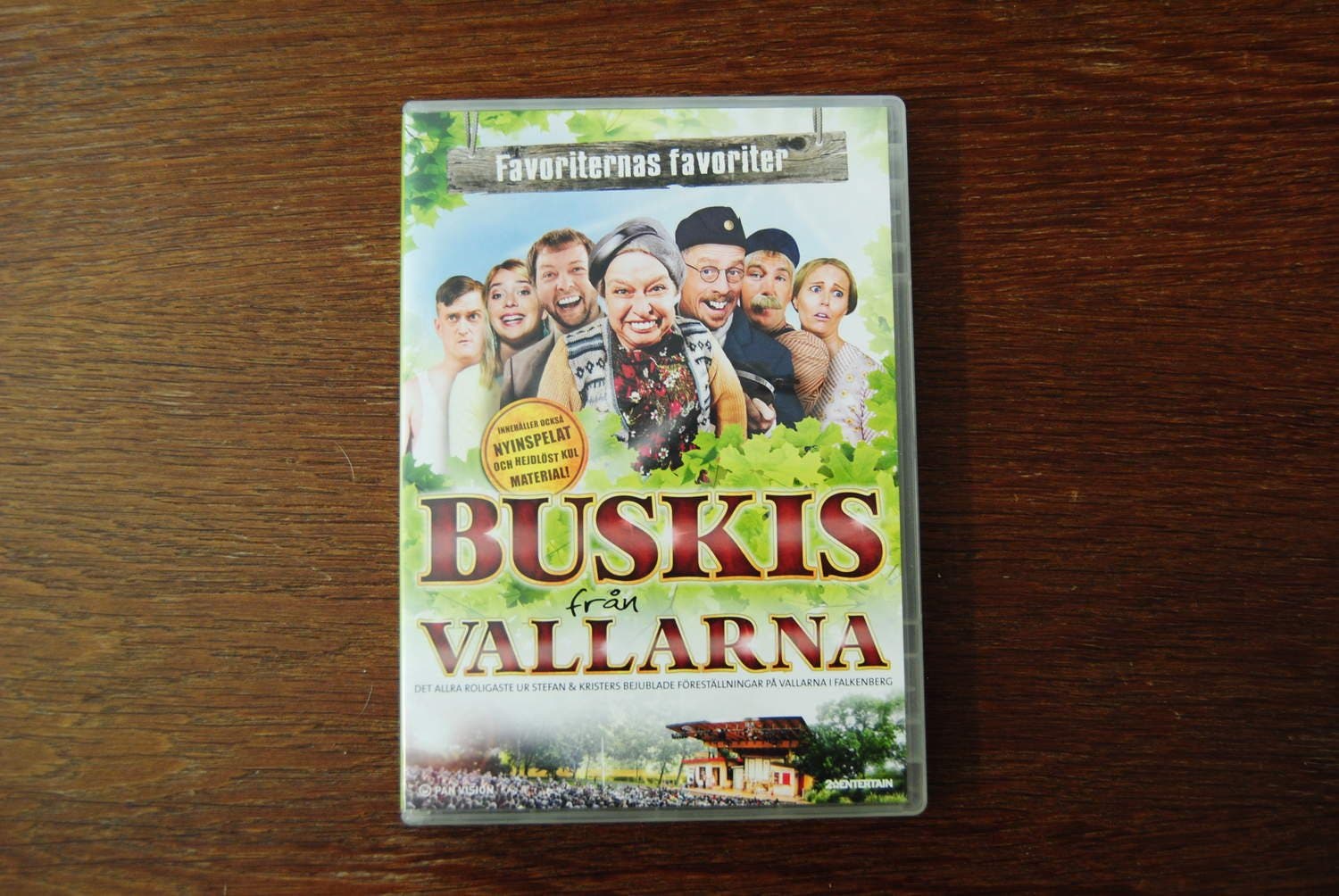 Se produkter som liknar DVD-film: Buskis från Vallarn.. på Tradera ...