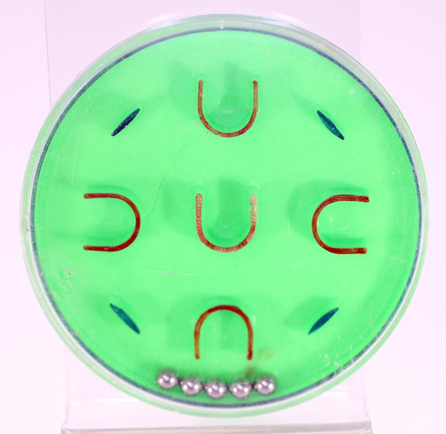 Vintage green and clear plastic maze puzzle gam.. | Köp på Tradera ...