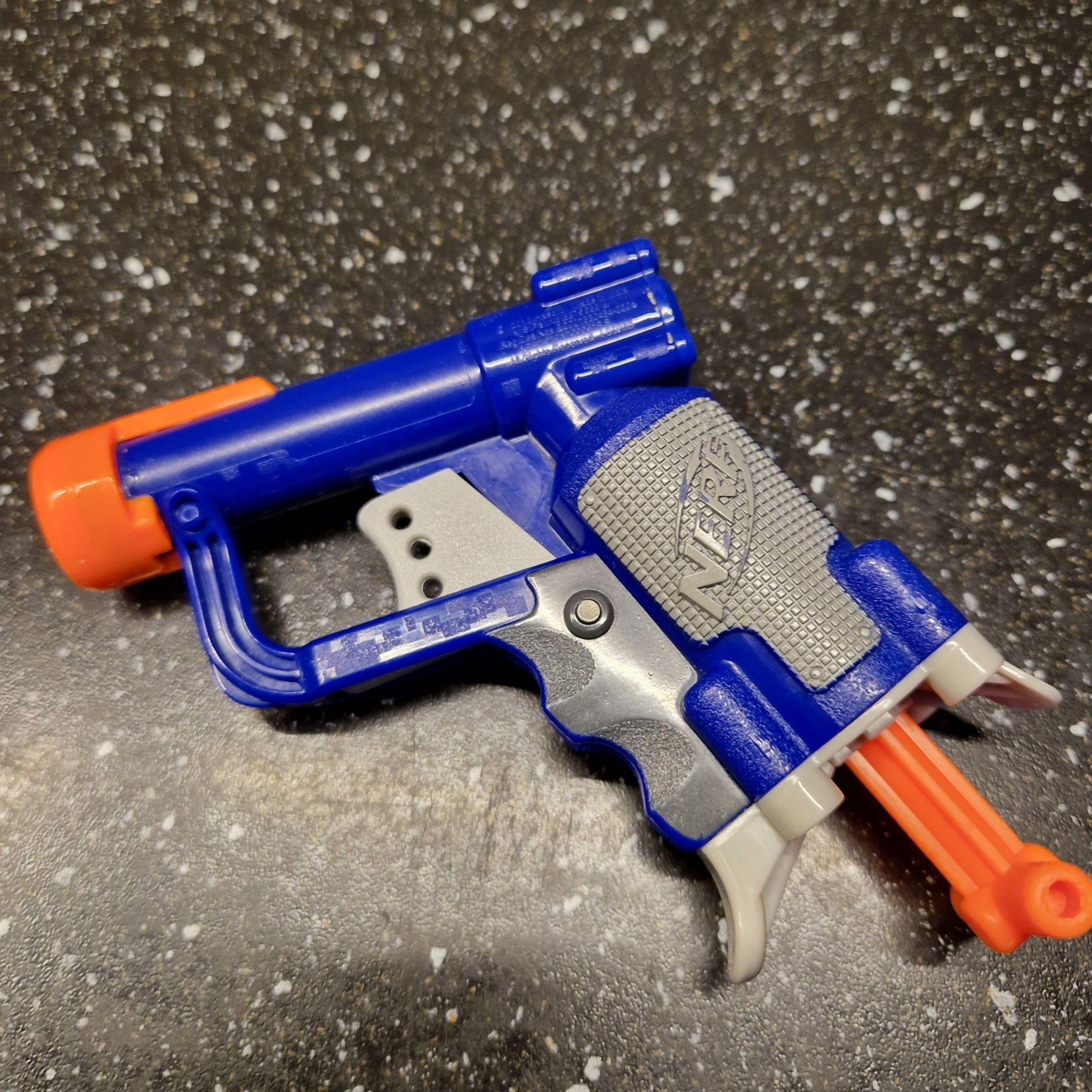 Nerf mini-pistol | Köp på Tradera (606965562)