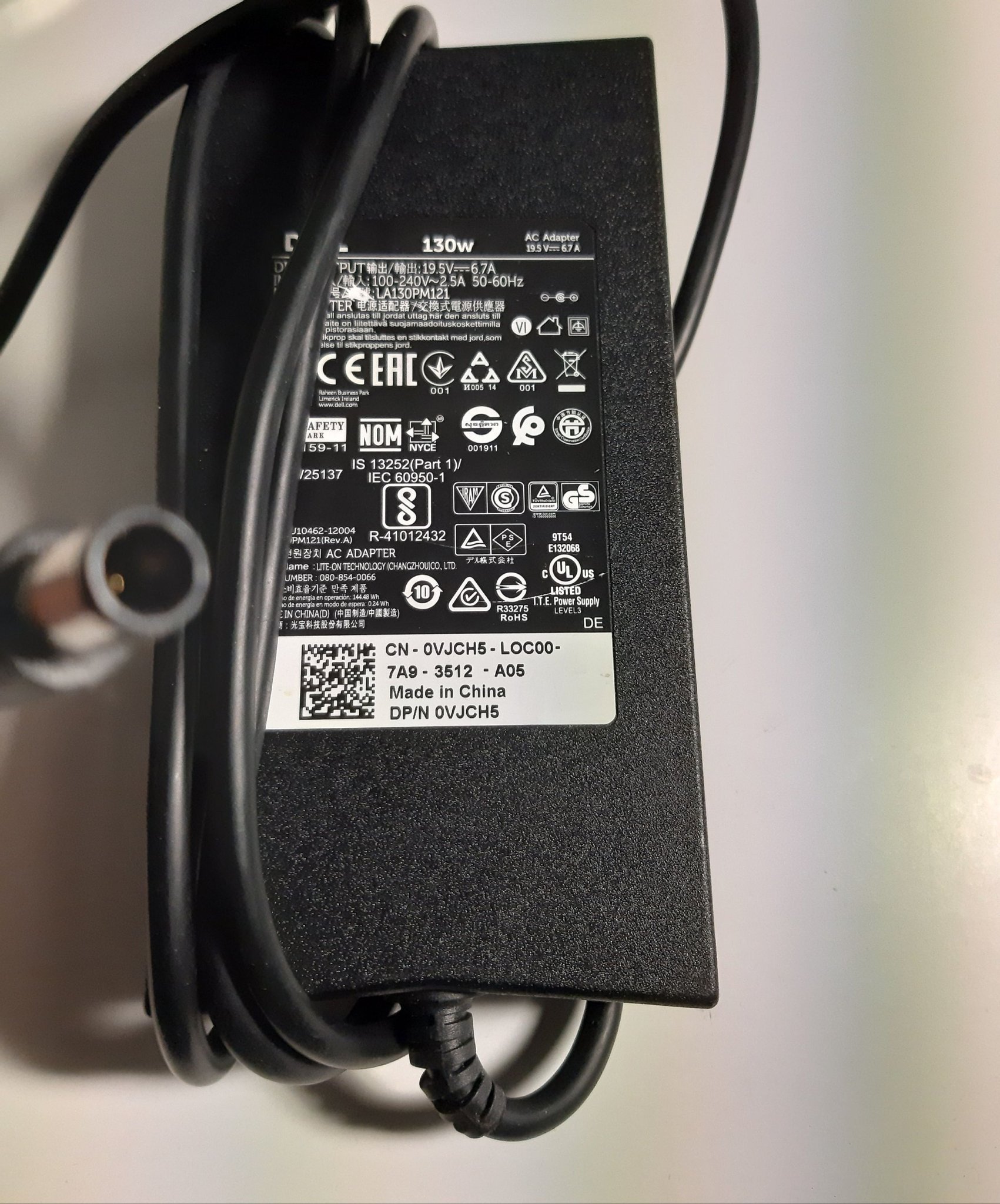 Se produkter som liknar Dell Laddare på Tradera (629877958)