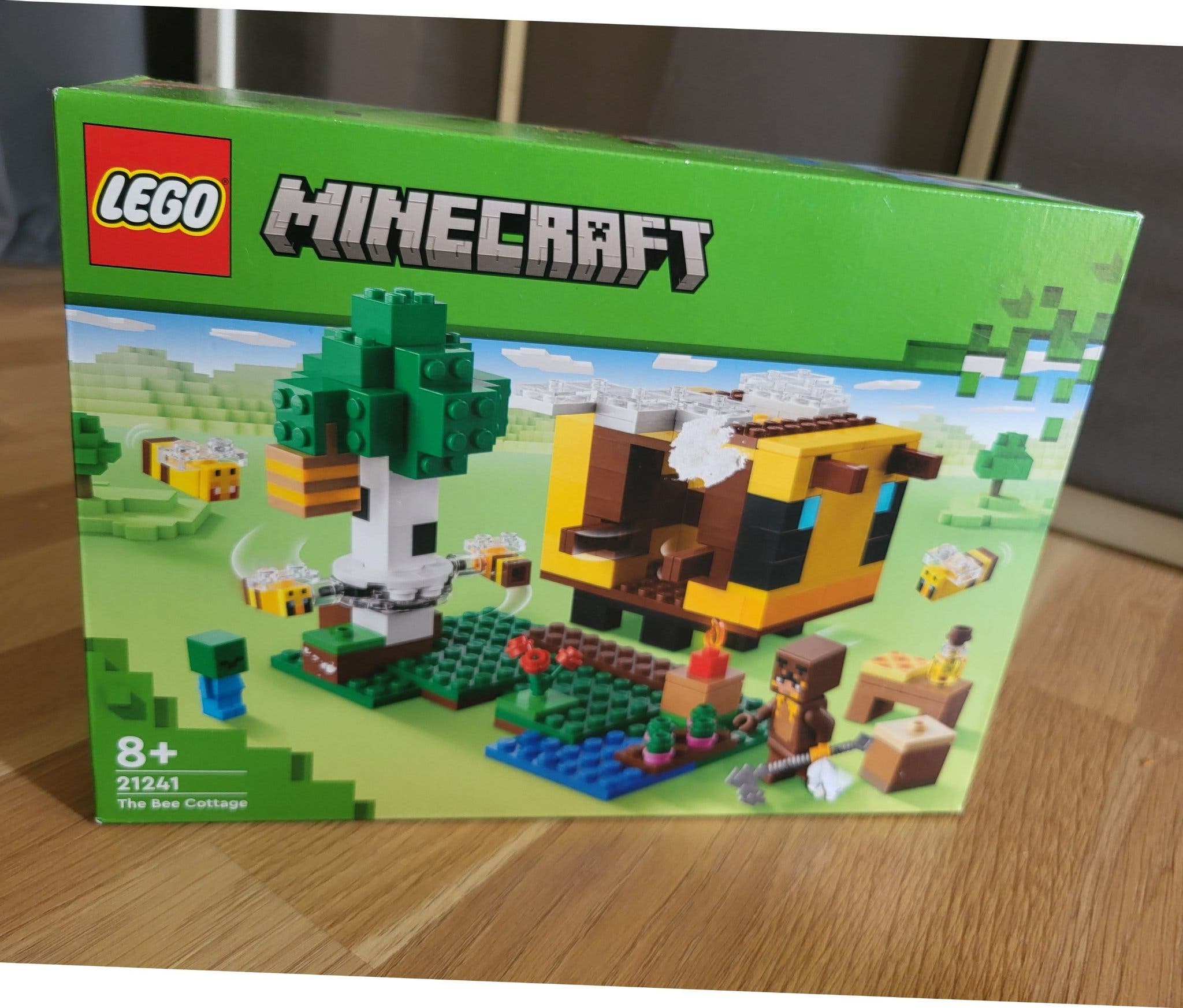 LEGO Minecraft 21241 - The Bee Cottage | Köp på Tradera (642807545)