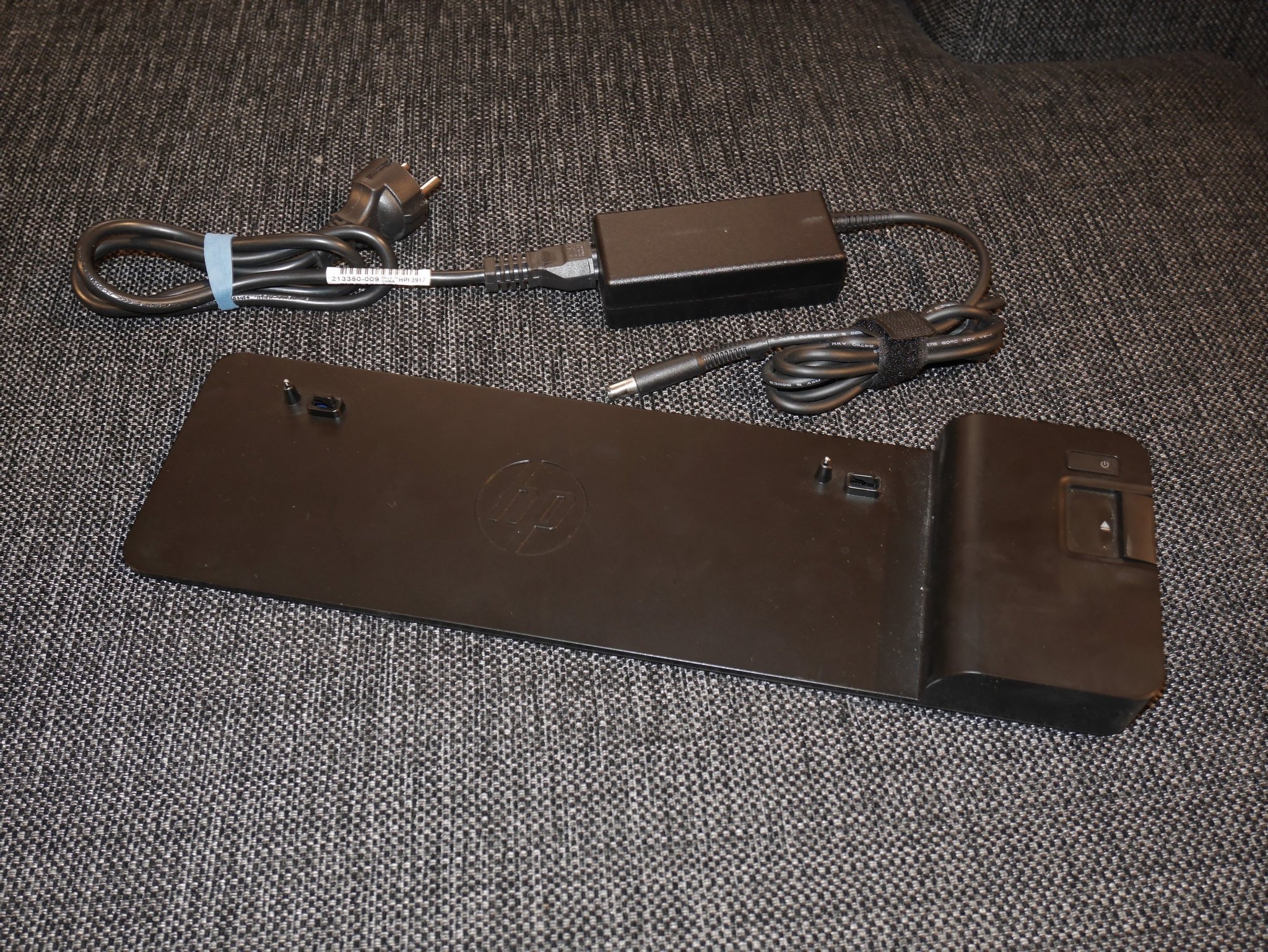 HP UltraSlim Dock 2013 D9Y32AA + Strömsladd/Nät.. | Köp på Tradera ...