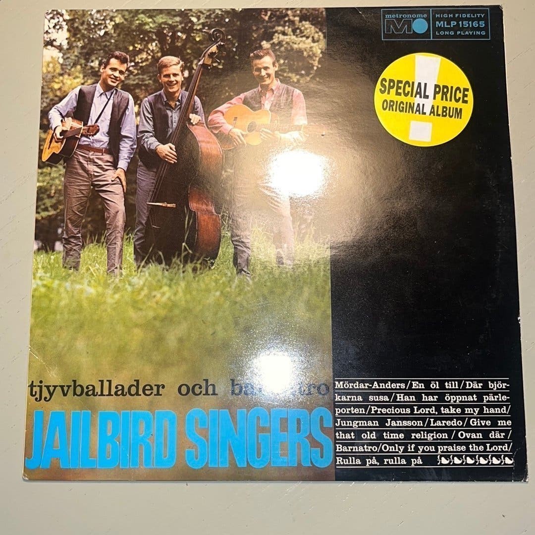 Se produkter som liknar Jailbird Singers - Tjyvballad.. på Tradera ...