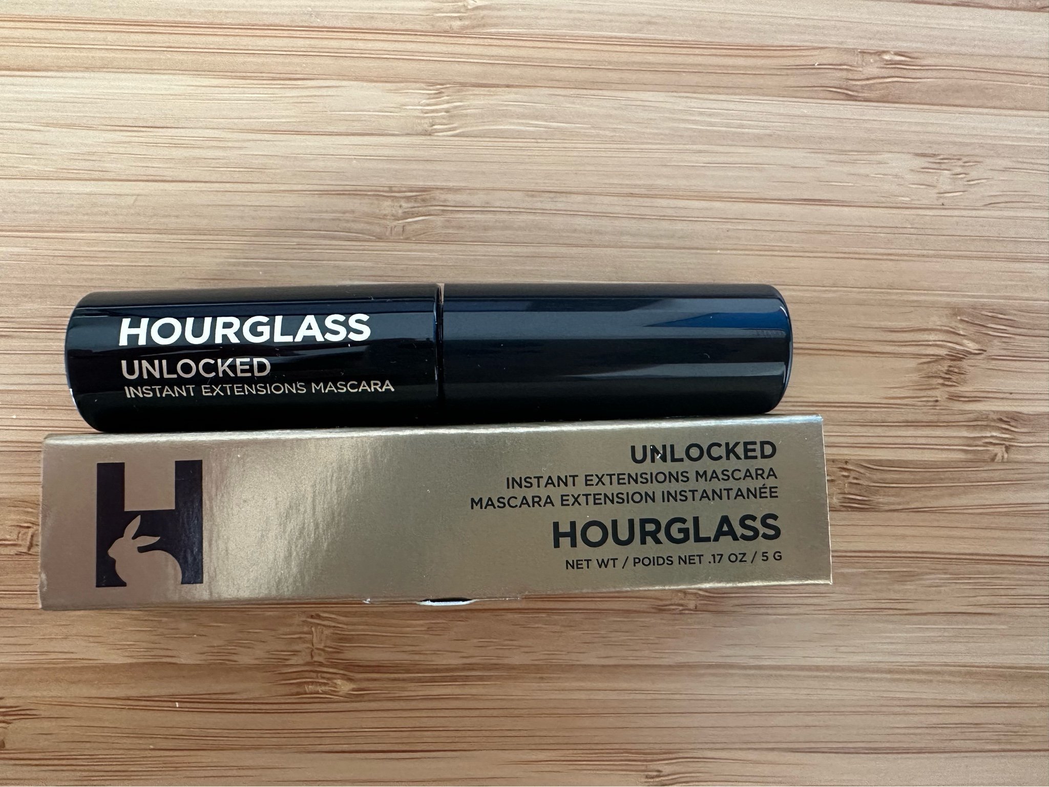 Se produkter som liknar Hourglass Unlocked Instant Ex.. på Tradera ...