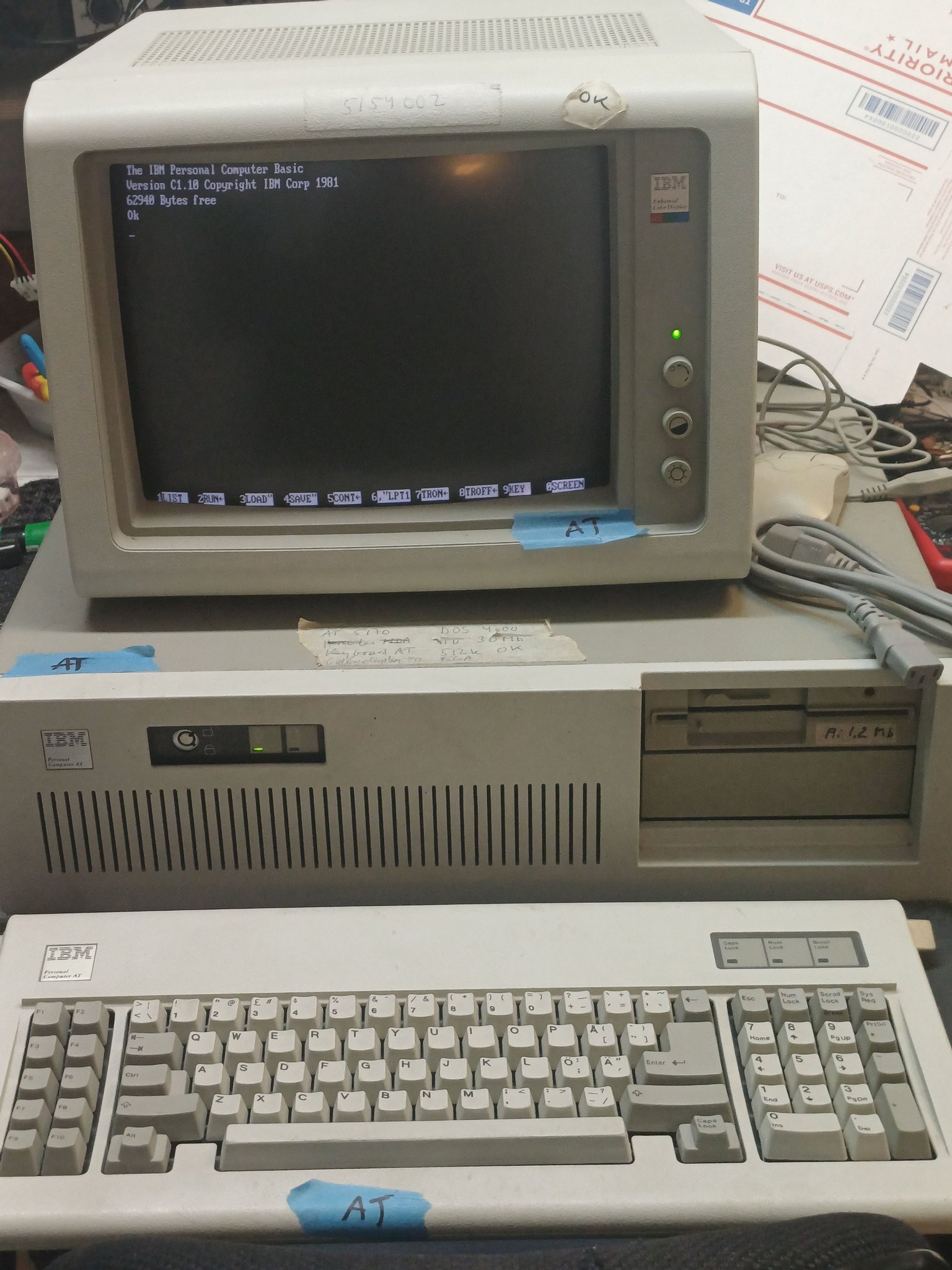 Se produkter som liknar IBM 5170 Dator PC AT med skärm. på Tradera ...