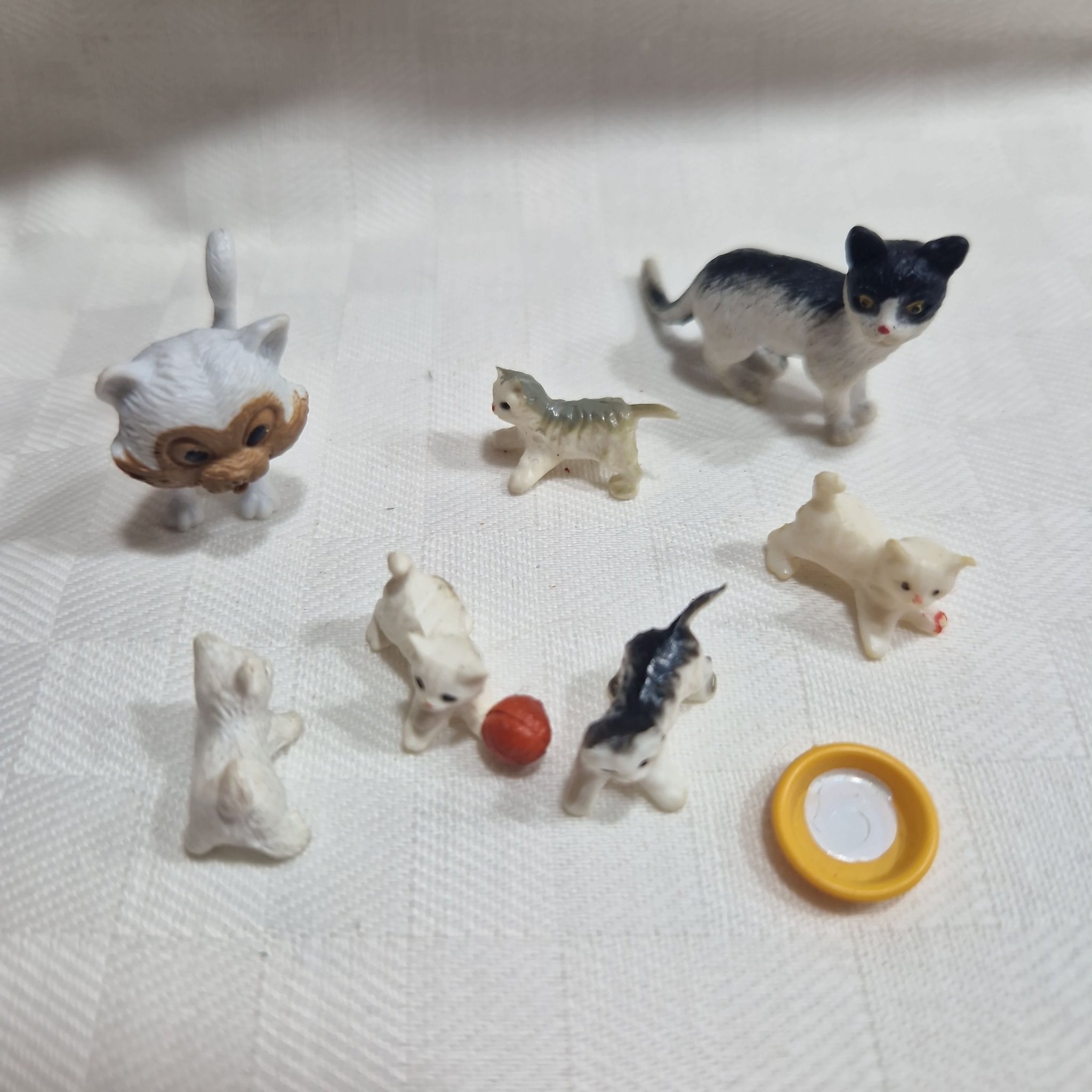 Lundby skala Katter | Köp på Tradera (708256809)