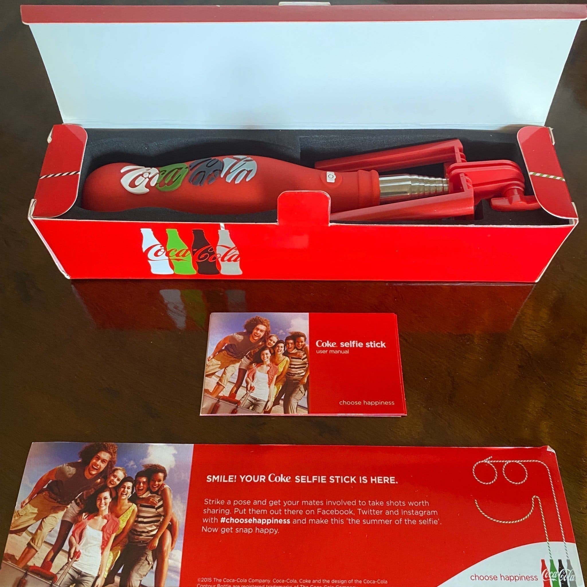 Se produkter som liknar Coca-Cola Selfie Stick på Tradera (706089902)