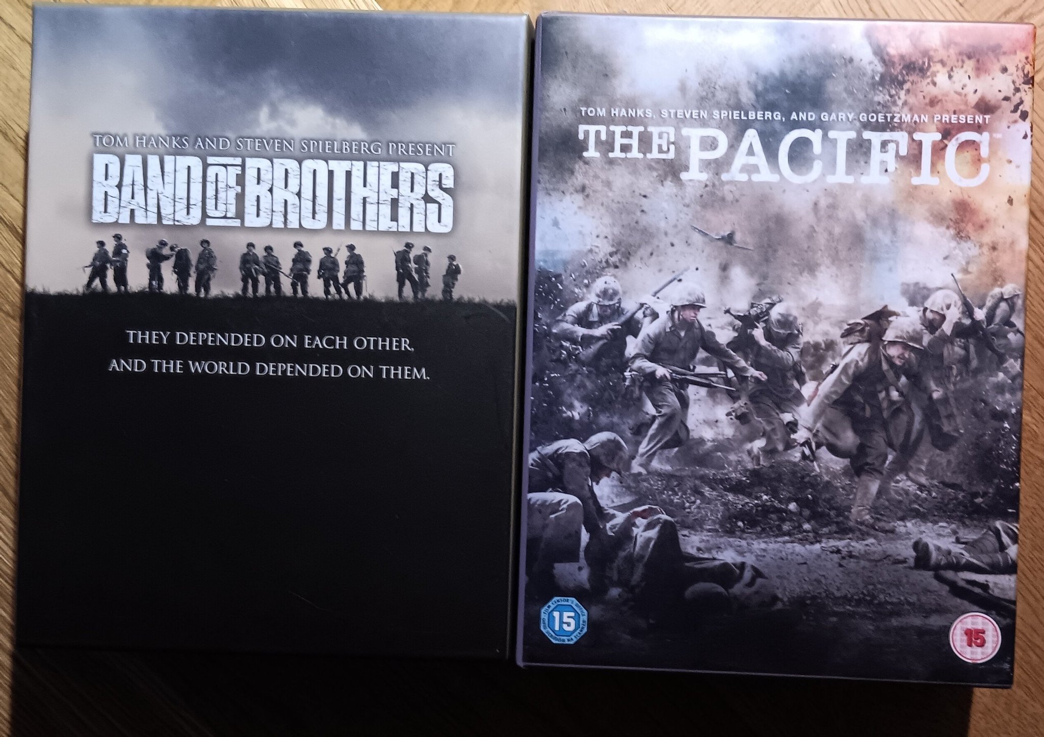 Band of Brothers & The Pacific - DVD Box Set - .. | Köp på Tradera ...
