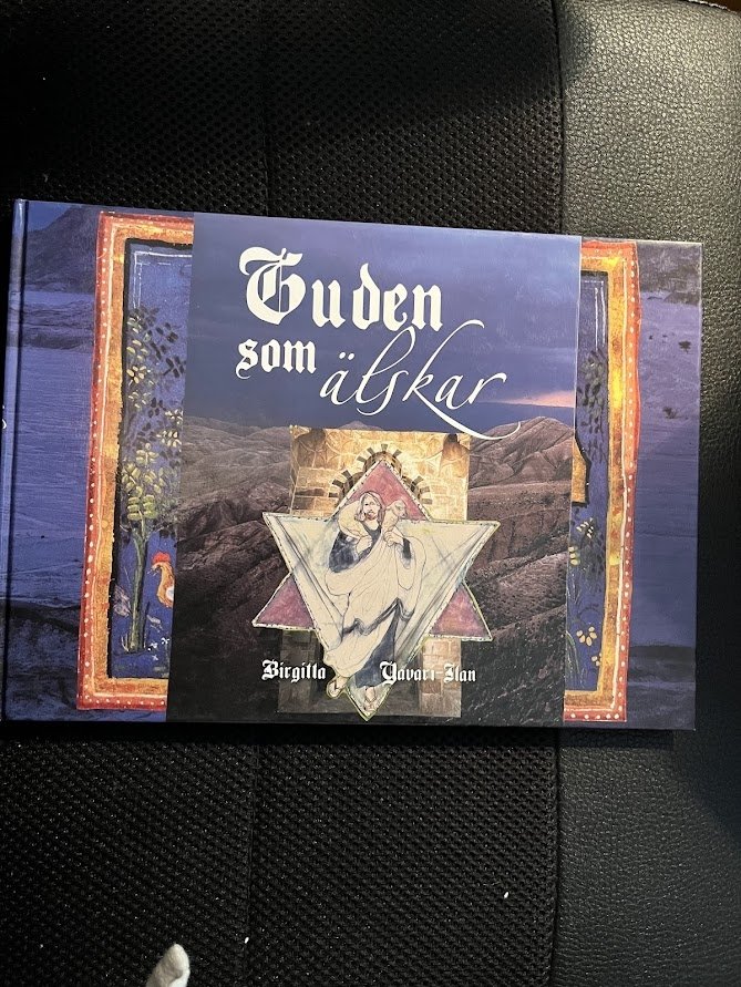 Guden som älskar. Av Bi.. | Köp från KallandsoBokochOrd på Tradera ...