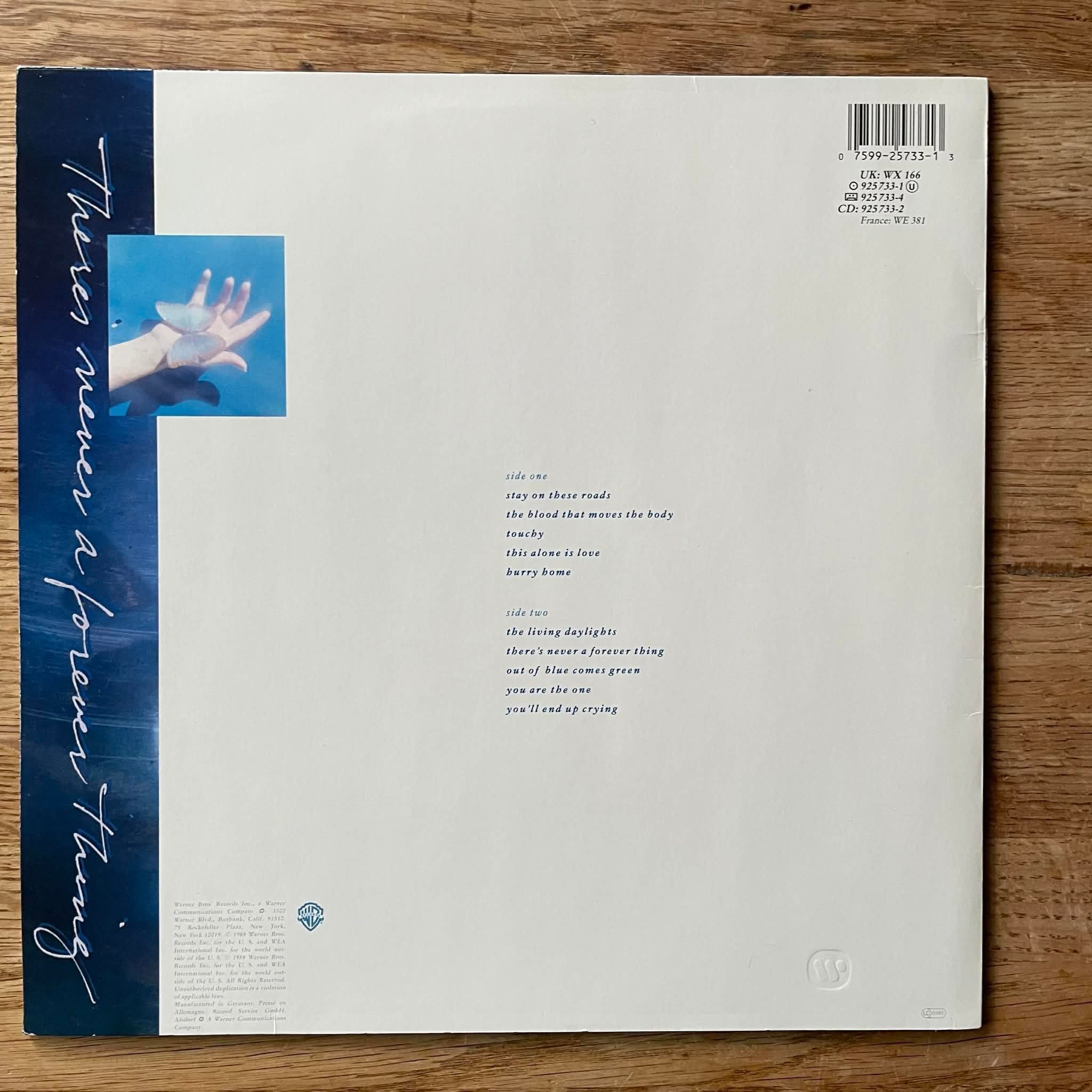 a-ha - Stay On These Roads - LP | Köp på Tradera (733799547)