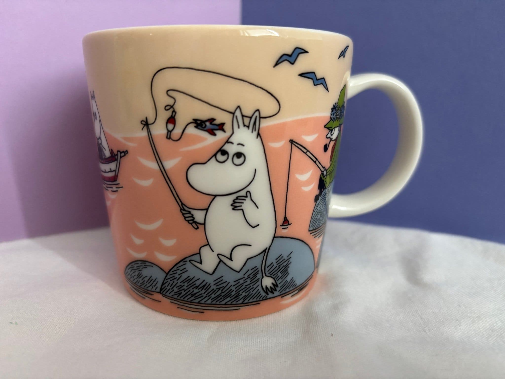 Se produkter som liknar Mumin mugg sommar säsongen Fi.. på Tradera ...