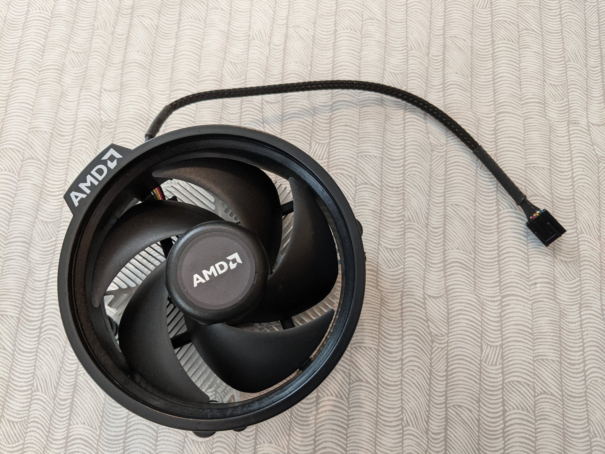 Se produkter som liknar 2 x New AMD Wraith Stealth CP.. på Tradera ...