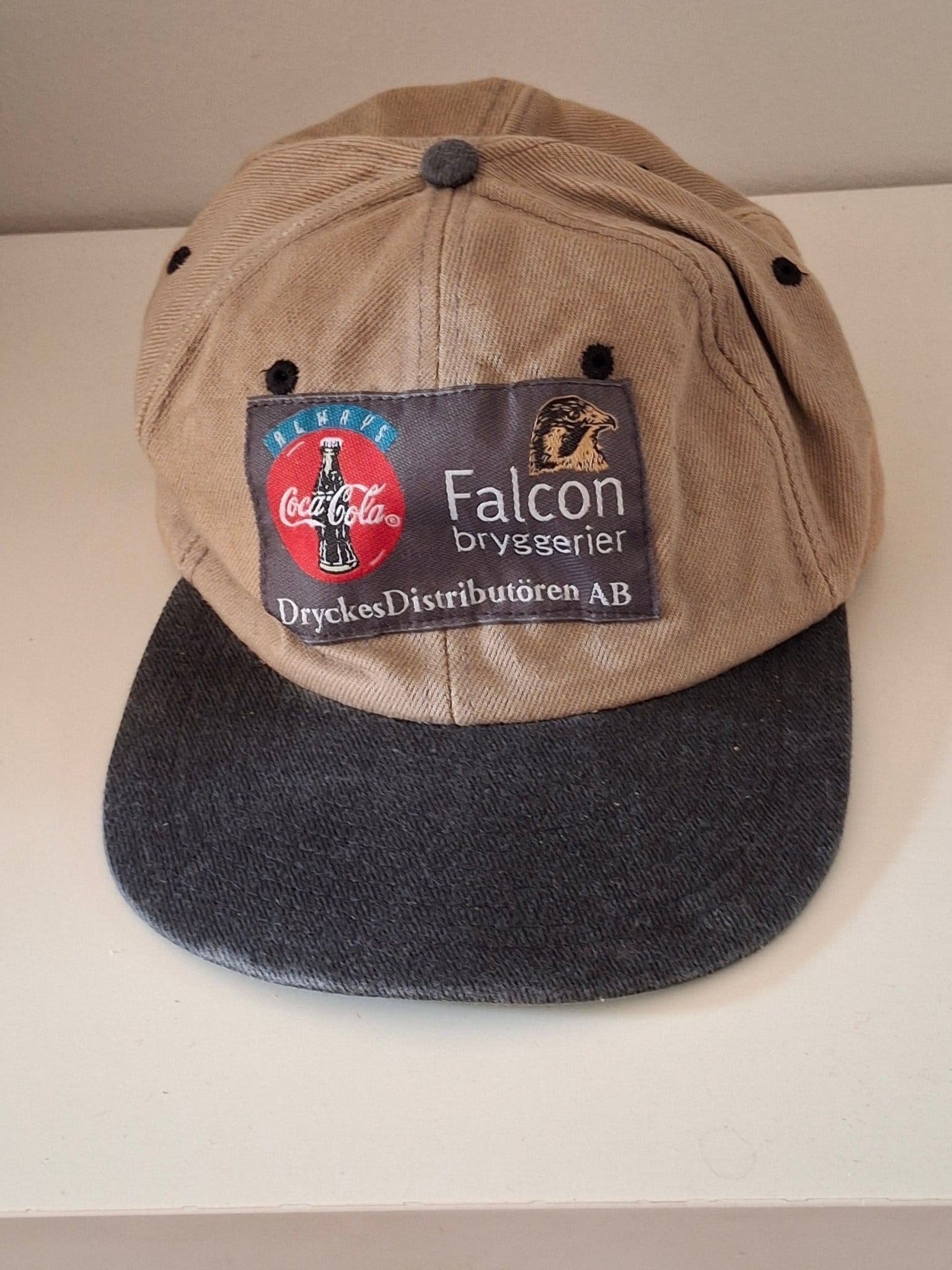 Ölkeps Falcon Bryggerier Coca-Cola Beige retro .. | Köp på Tradera ...