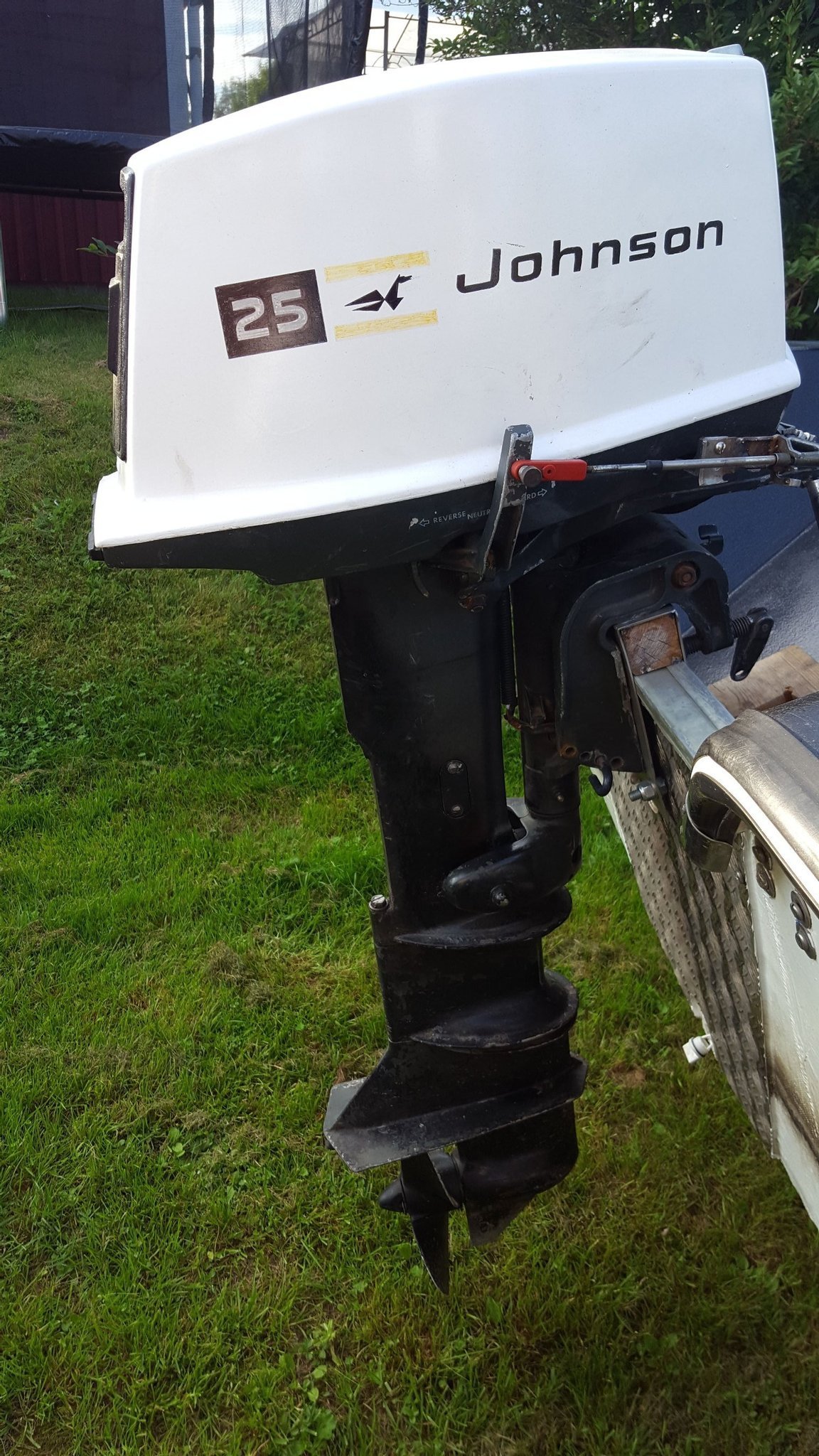 Se produkter som liknar Utombordare Johnson 25 hk, 2-.. på Tradera ...