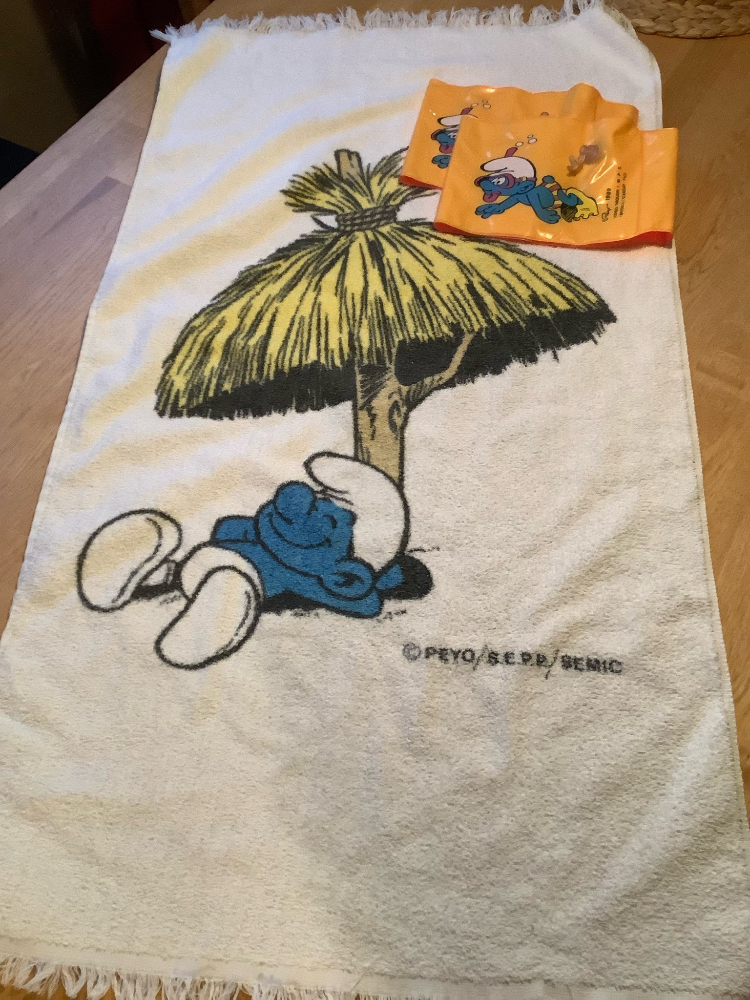 Badlakan med Smurfarna och Armpuffar | Köp på Tradera (711243200)