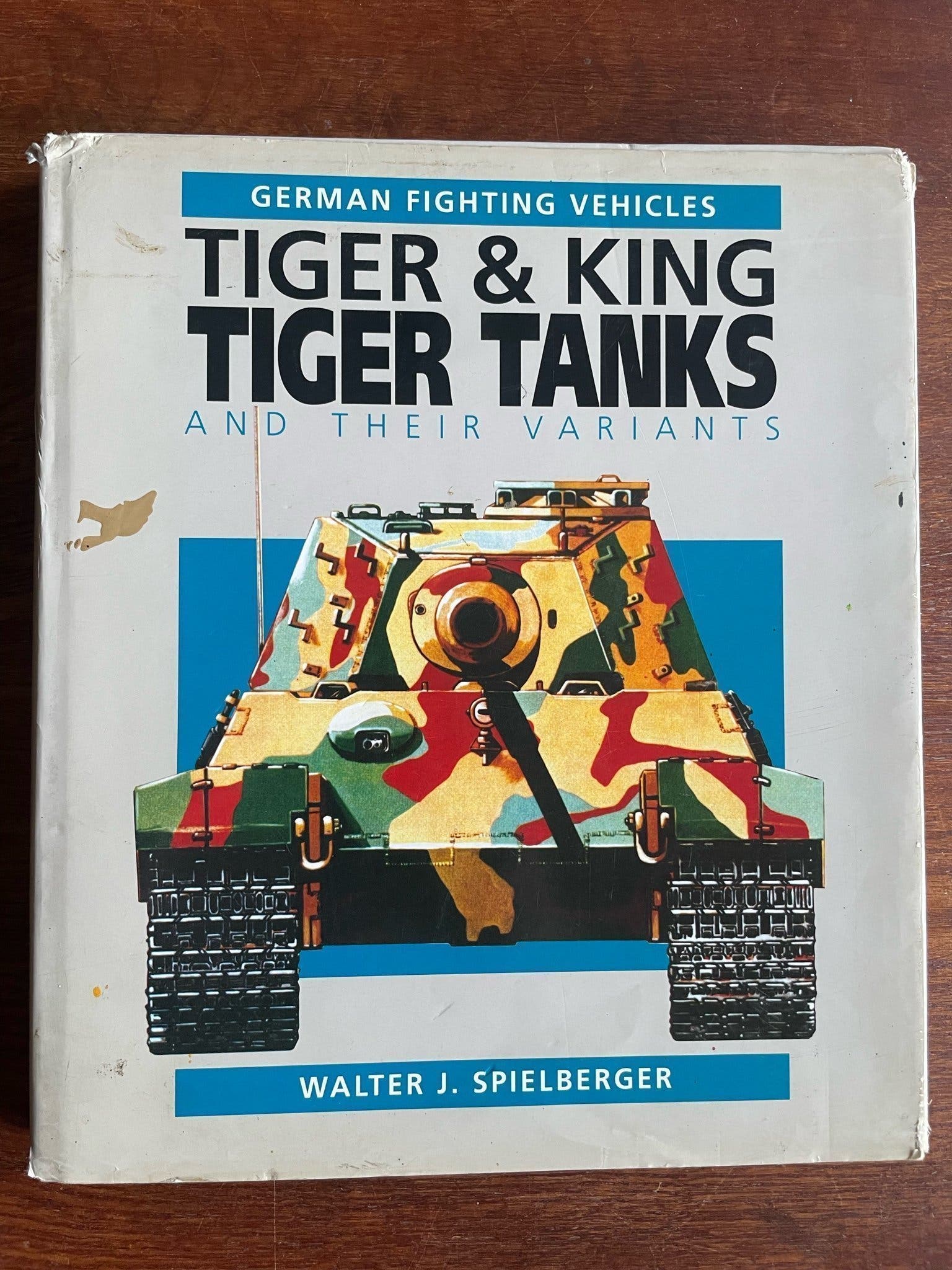 Se produkter som liknar Tiger & King Tiger Tanks and .. på Tradera ...