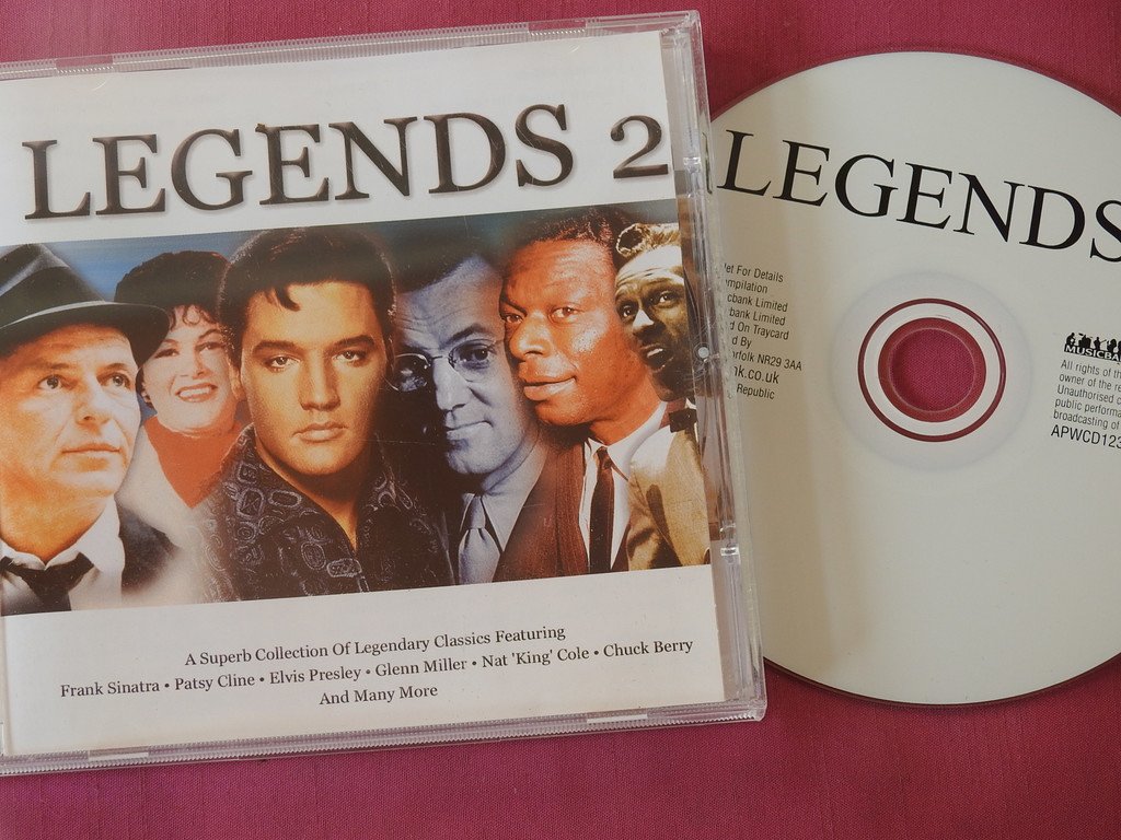 Legends 2 CD : Chuck Berry,Glenn Miller,Elvis P.. | Köp på Tradera ...