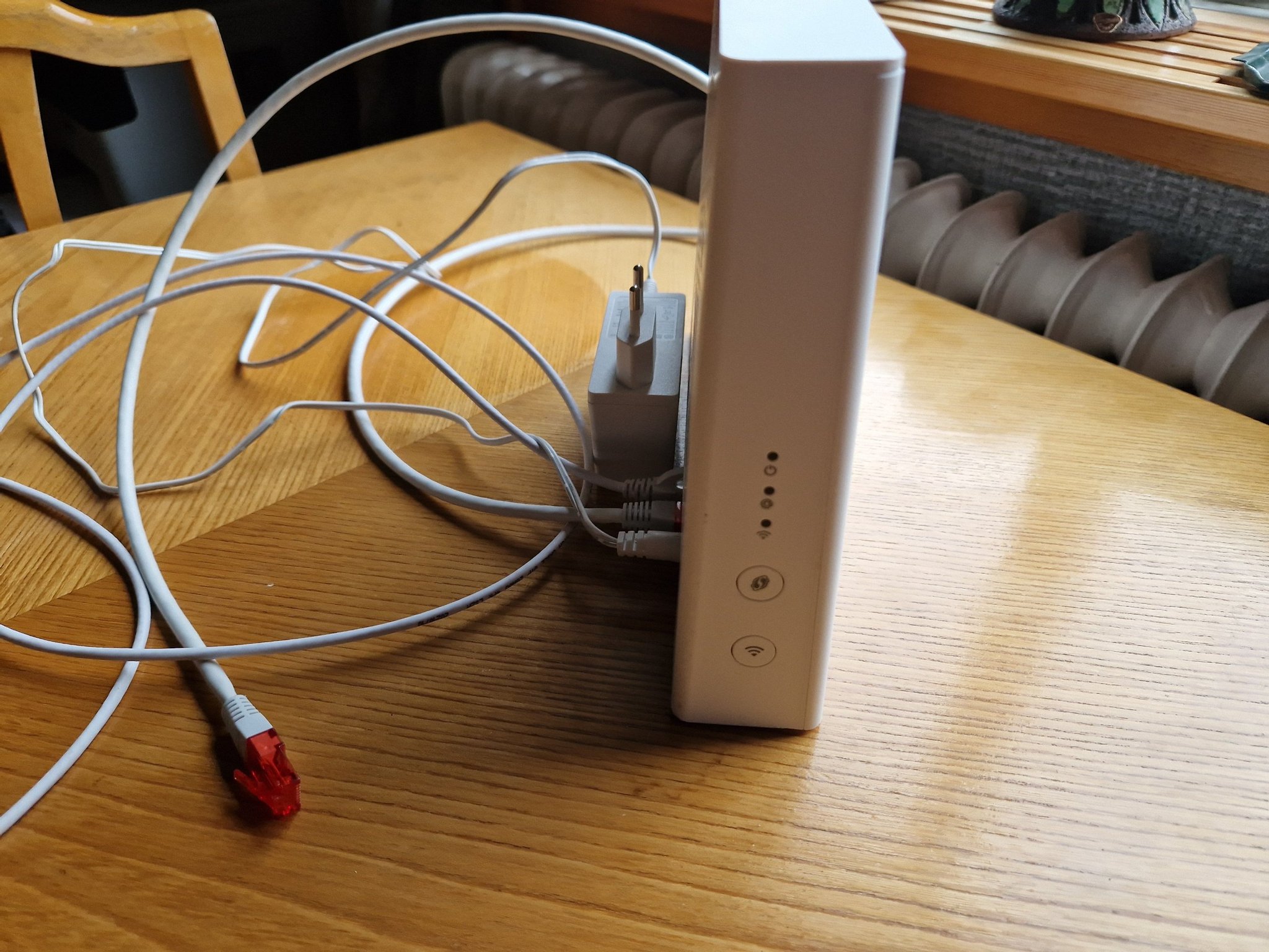 Se produkter som liknar Internet Box till Fiber Telia.. på Tradera ...