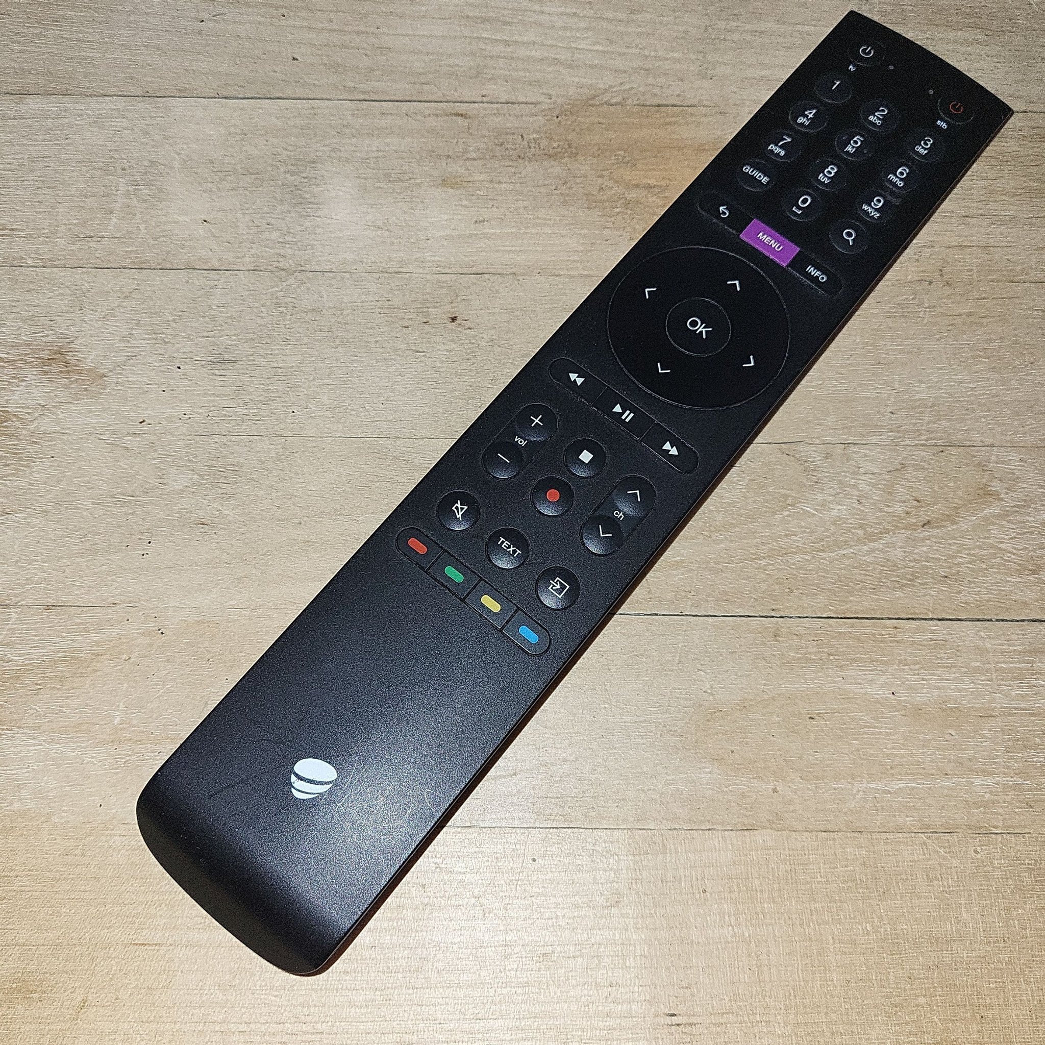 Se produkter som liknar Telia fjärrkontroll till Arri.. på Tradera ...