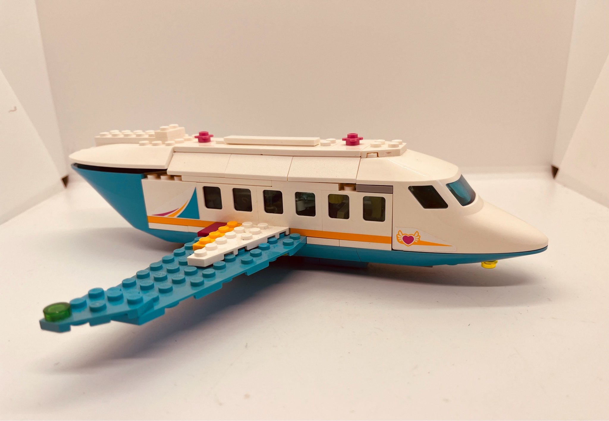 Se produkter som liknar Lego Friends Flygplan på Tradera (700960579)