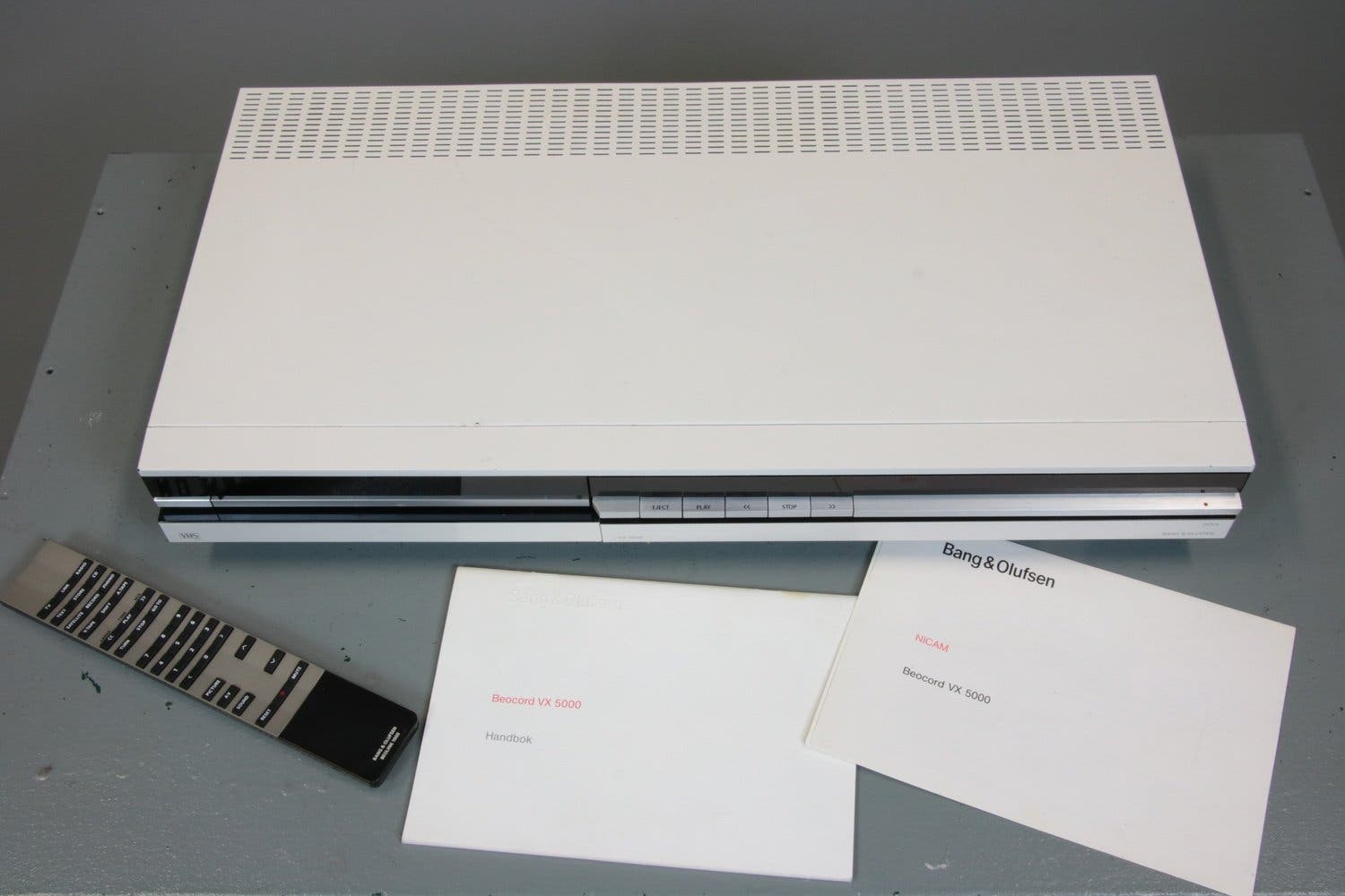 Bang & Olufsen VX 5000 – VHS.. | Köp från UniqueVintage på Tradera ...