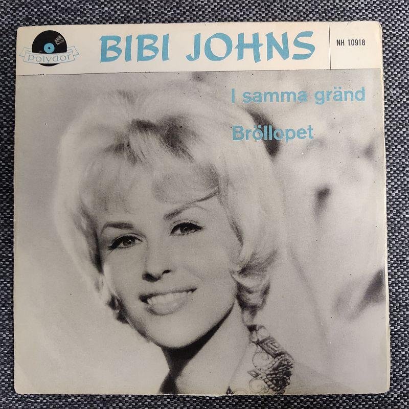 Bibi Johns - I samma gränd / Bröllopet (si) 196.. | Köp på Tradera (564275556)