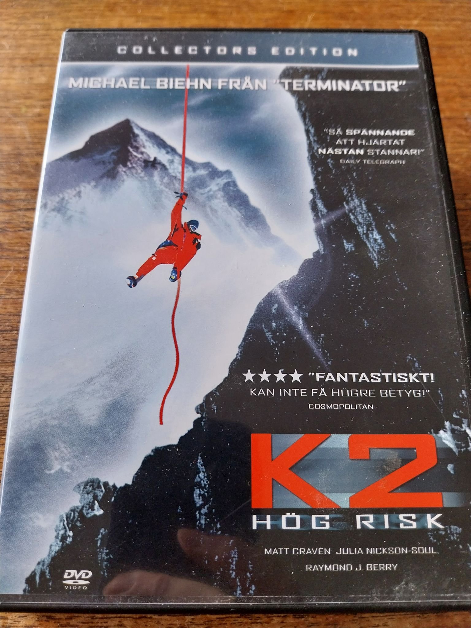Se produkter som liknar K2 : HÖG RISK-MICHAEL BIEHN-K.. på Tradera (697225661)