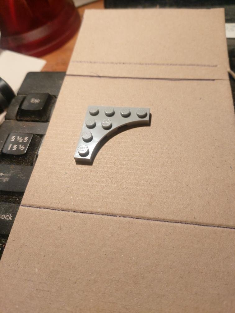 lego ny ljusgrå 6353802 4x4 with 3x3 curved böj.. | Köp på Tradera ...