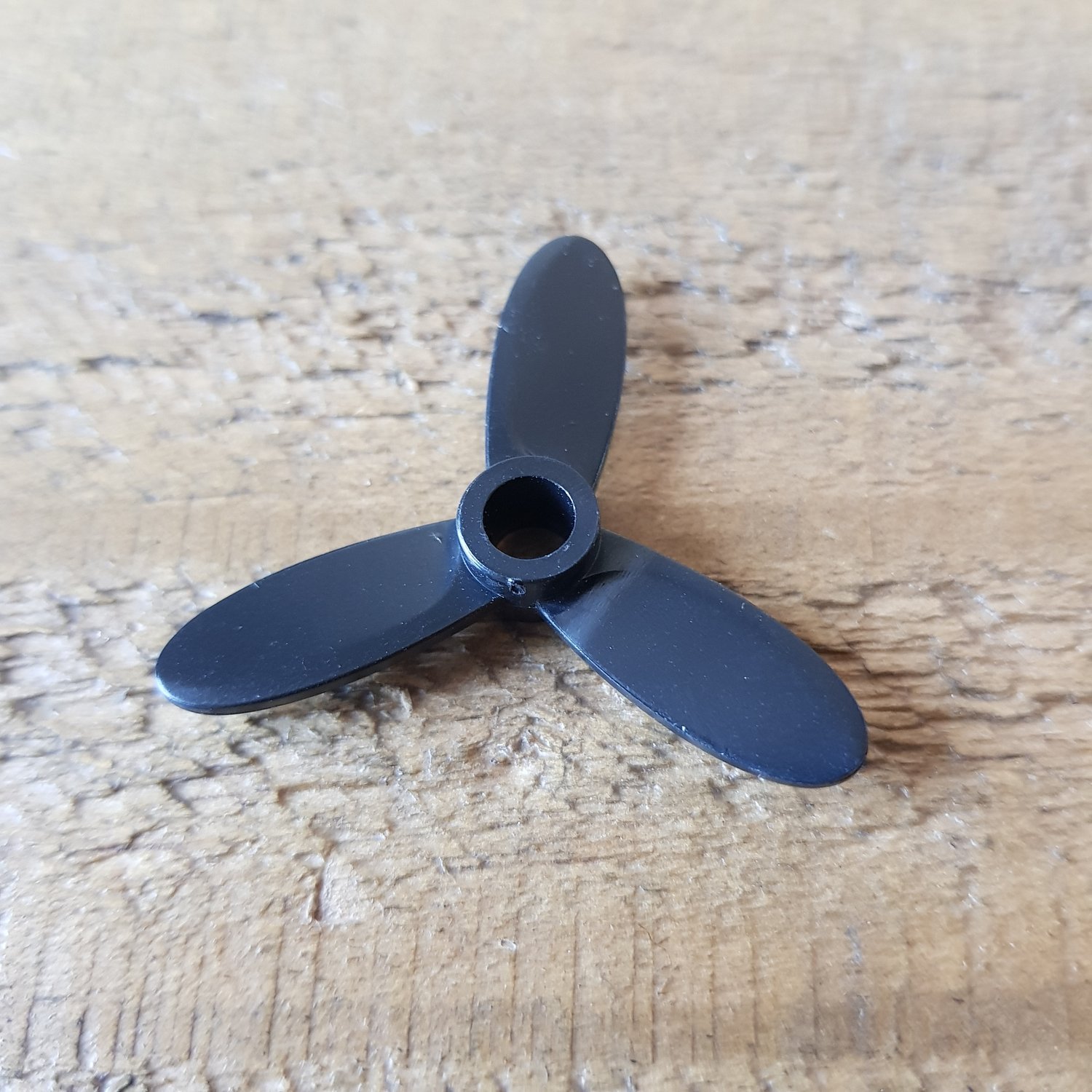 Lego, svart propeller | Köp från CeliahDesign på Tradera (643585841)