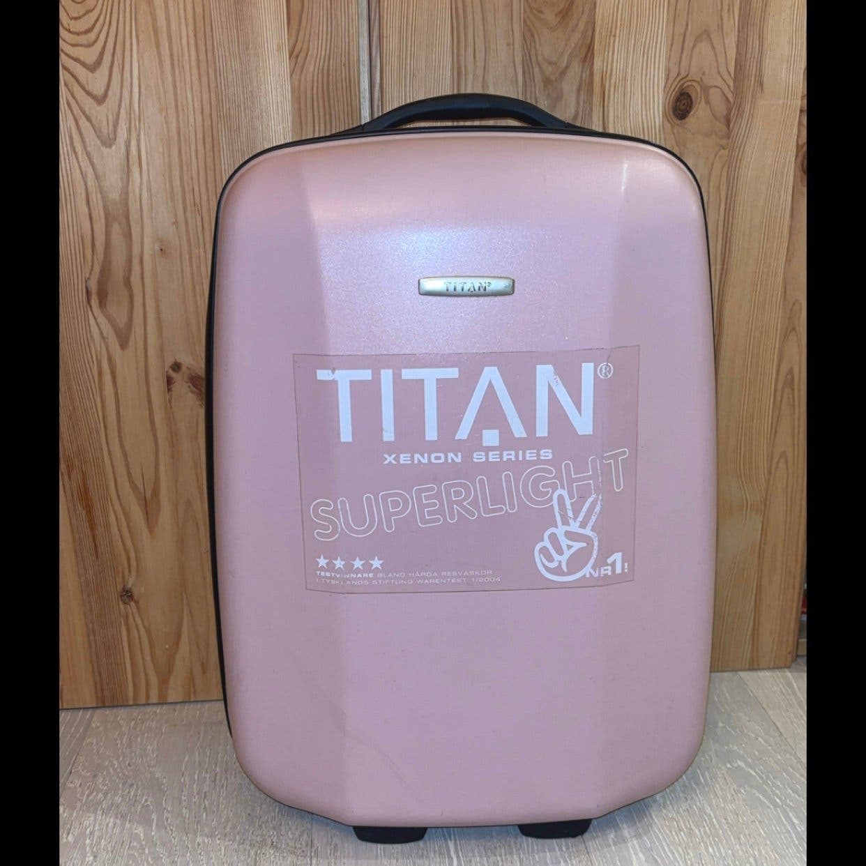Se produkter som liknar Titan xenon series SUPERLIGHT.. på Tradera ...