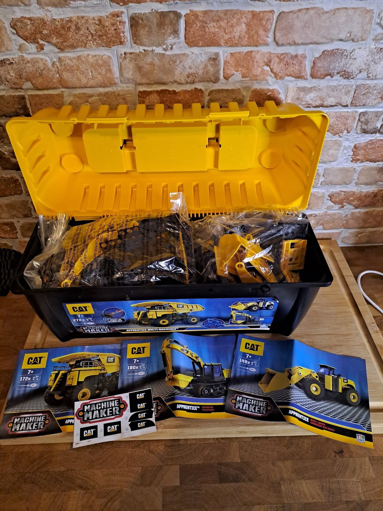 CAT Machine Maker – 3-in-1 Construction Set wit.. | Köp på Tradera ...