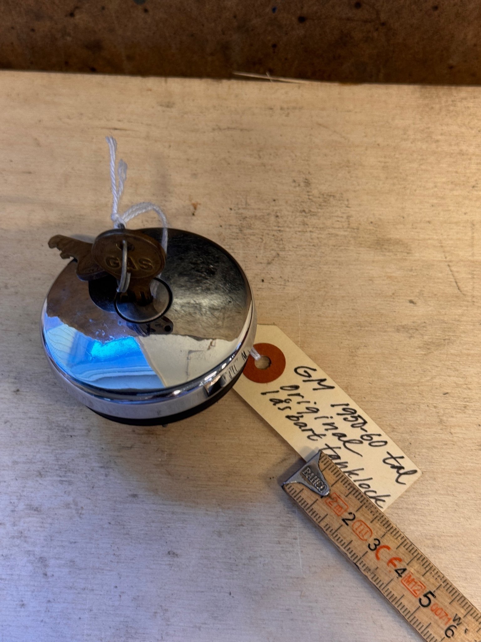 Tanklock GM 1950-60 tal | Köp på Tradera (713923562)