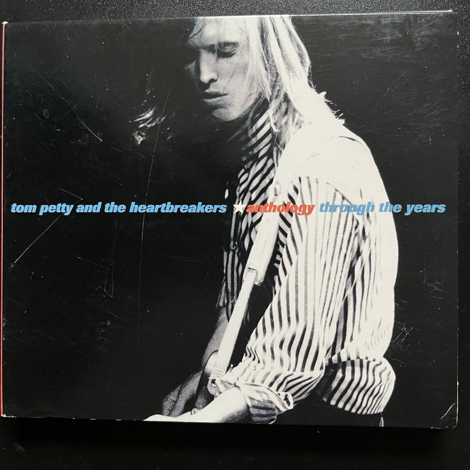 Se produkter som liknar TOM PETTY AND THE HEARTBREAKE.. på Tradera ...