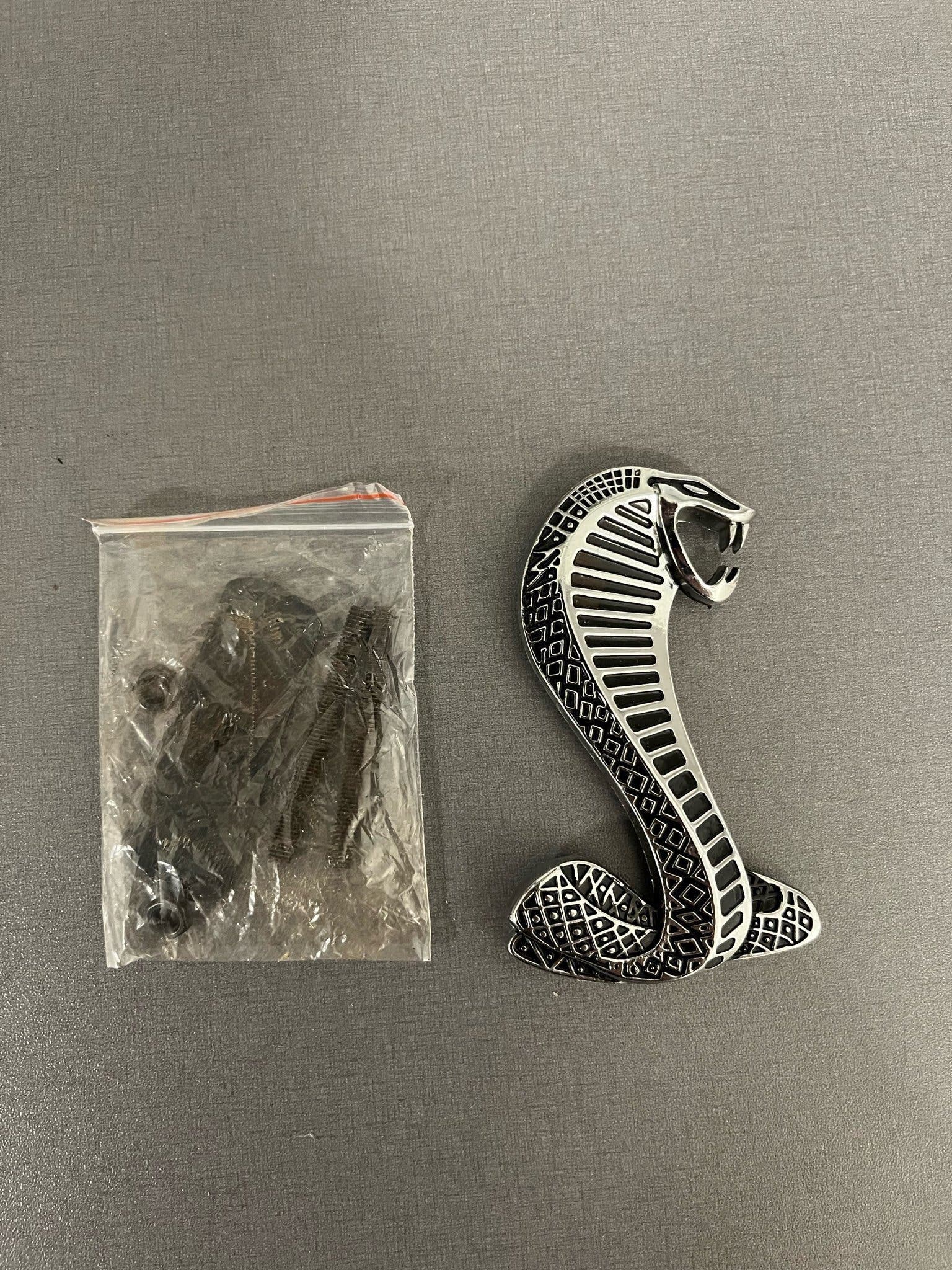 Ford Mustang Shelby Cobra Emblem | Köp på Tradera (658823636)